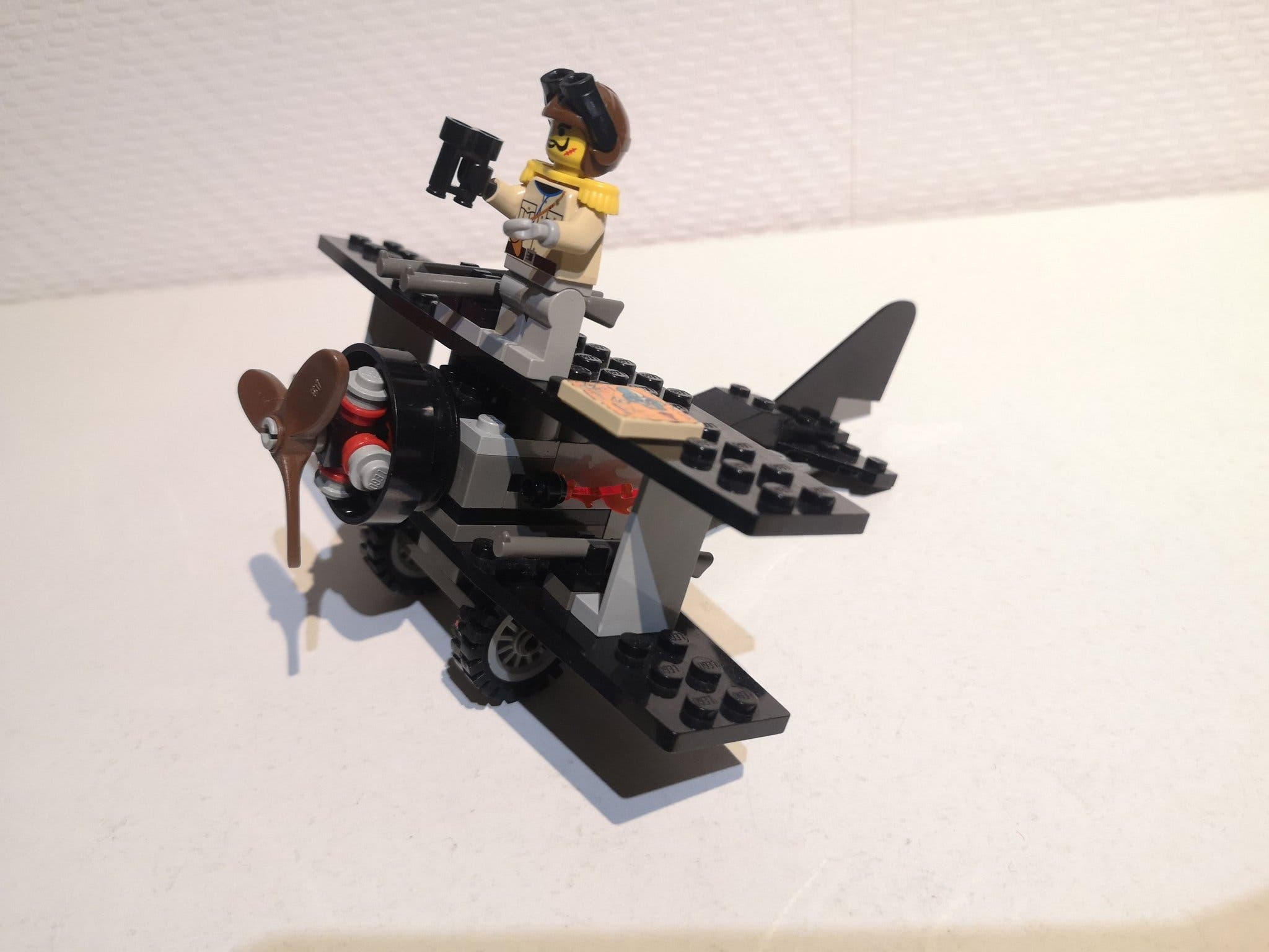 Lego Adventurers B-wing Baron | Köp på Tradera (642826138)