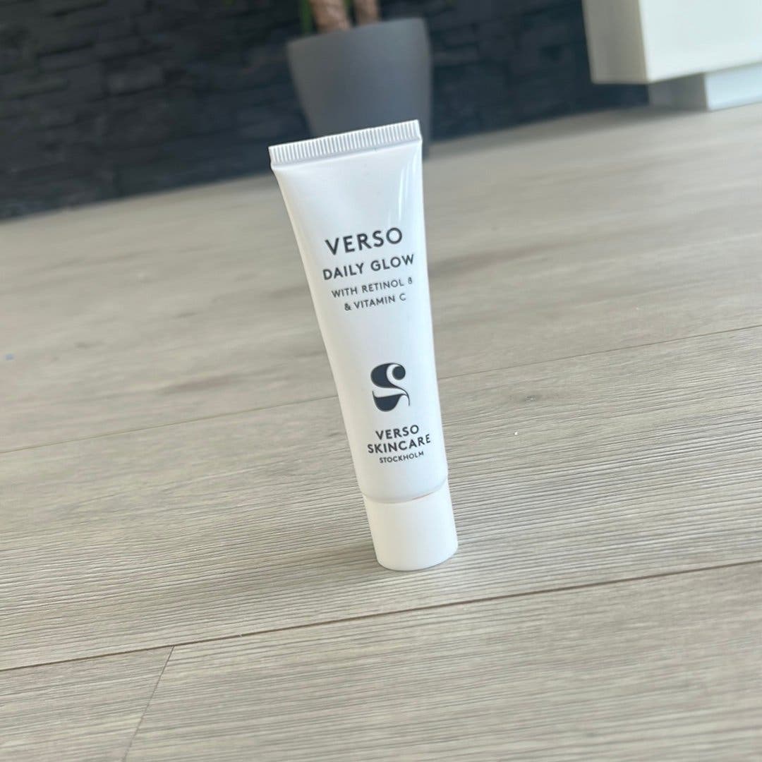 Verso Daily Glow med Retinol 8 & Vitamin C 30ml | Köp på Tradera ...