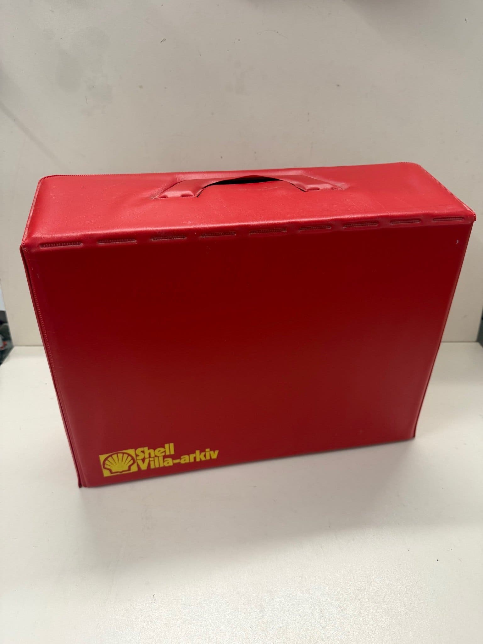 Se produkter som liknar Shell dokumentsamlare på Tradera (720986561)