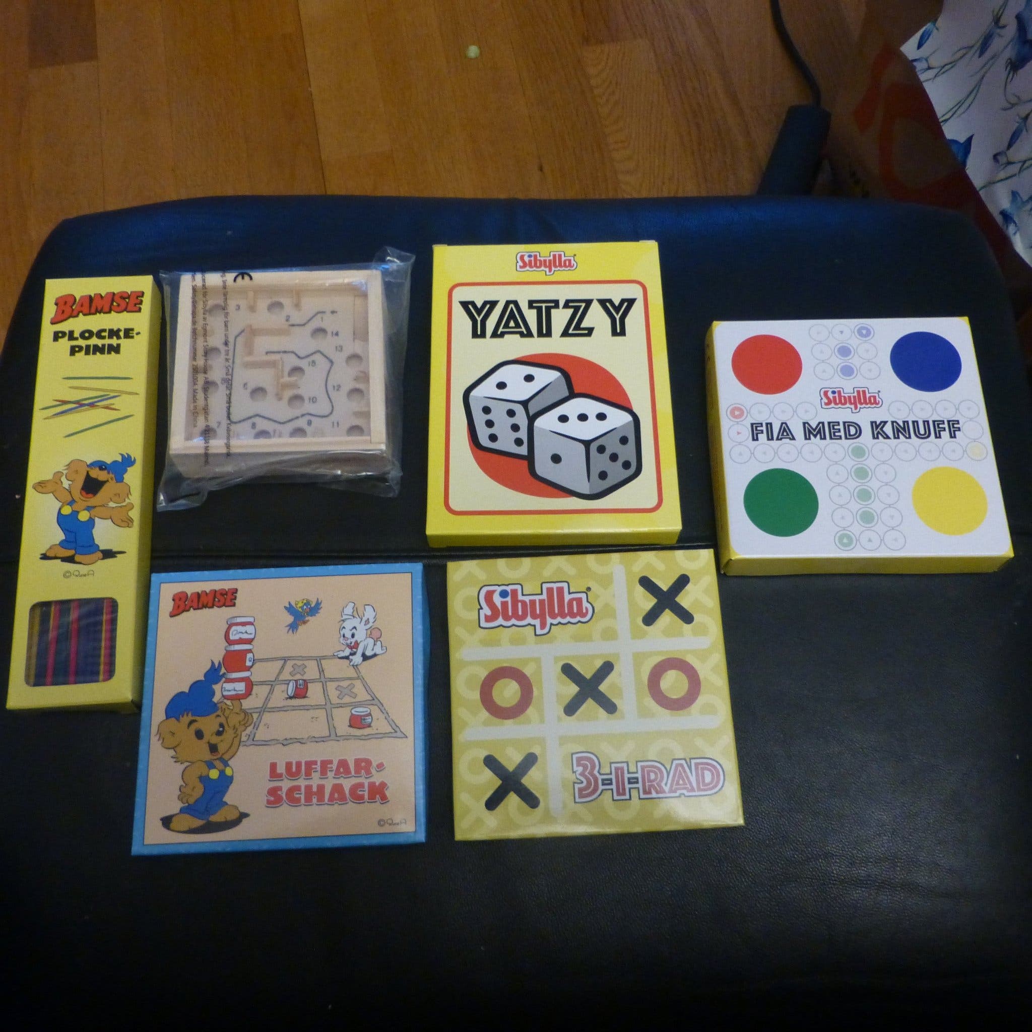 Nya Spel Samling: Yatzy, Fia med Knuff m.fl. | Köp på Tradera (698602833)