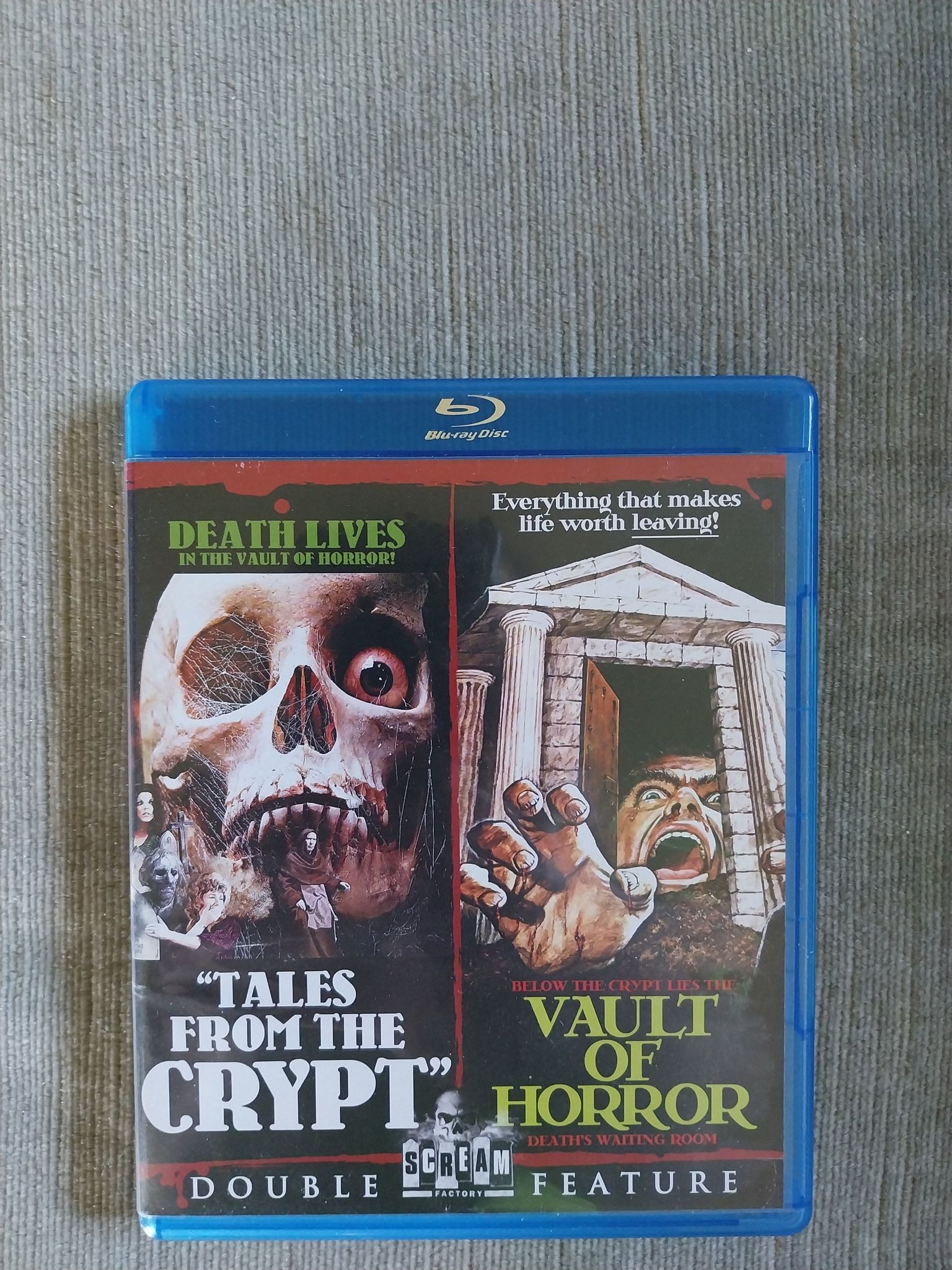 Se produkter som liknar Tales From The Crypt + Vault .. på Tradera ...