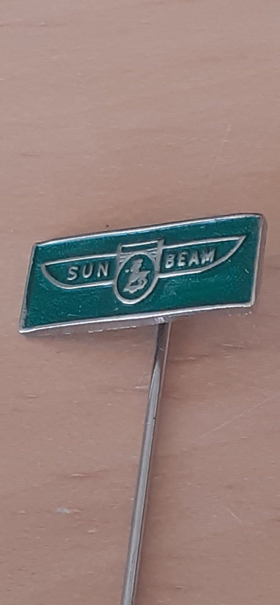 Se produkter som liknar Pin Sunbeam, Berömd Brittiskt.. på Tradera ...