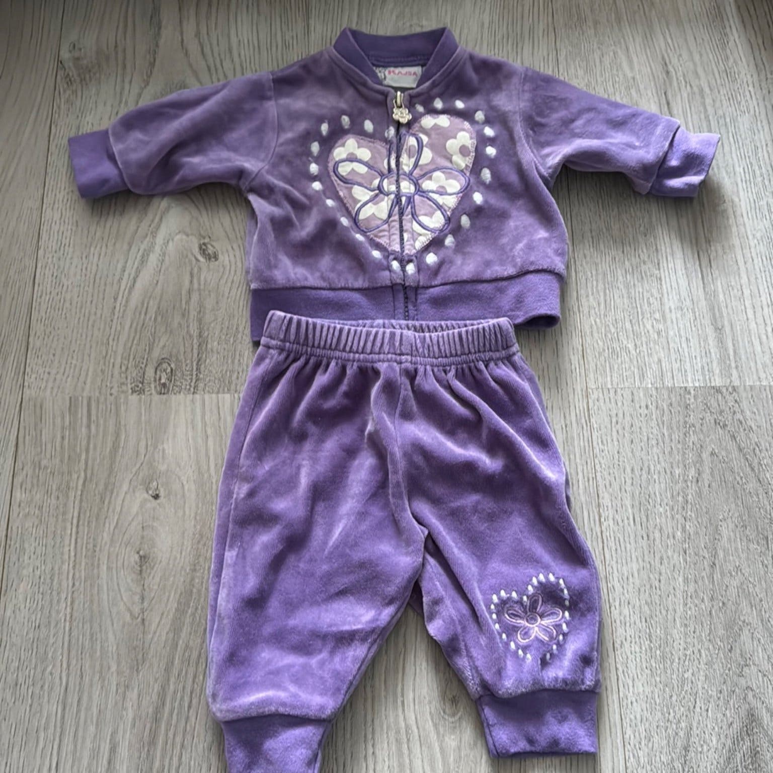 Se produkter som liknar Mjukis set på Tradera (703388373)