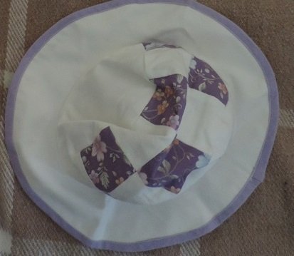 Se produkter som liknar sommarhatt/solhatt barn på Tradera (690364451)