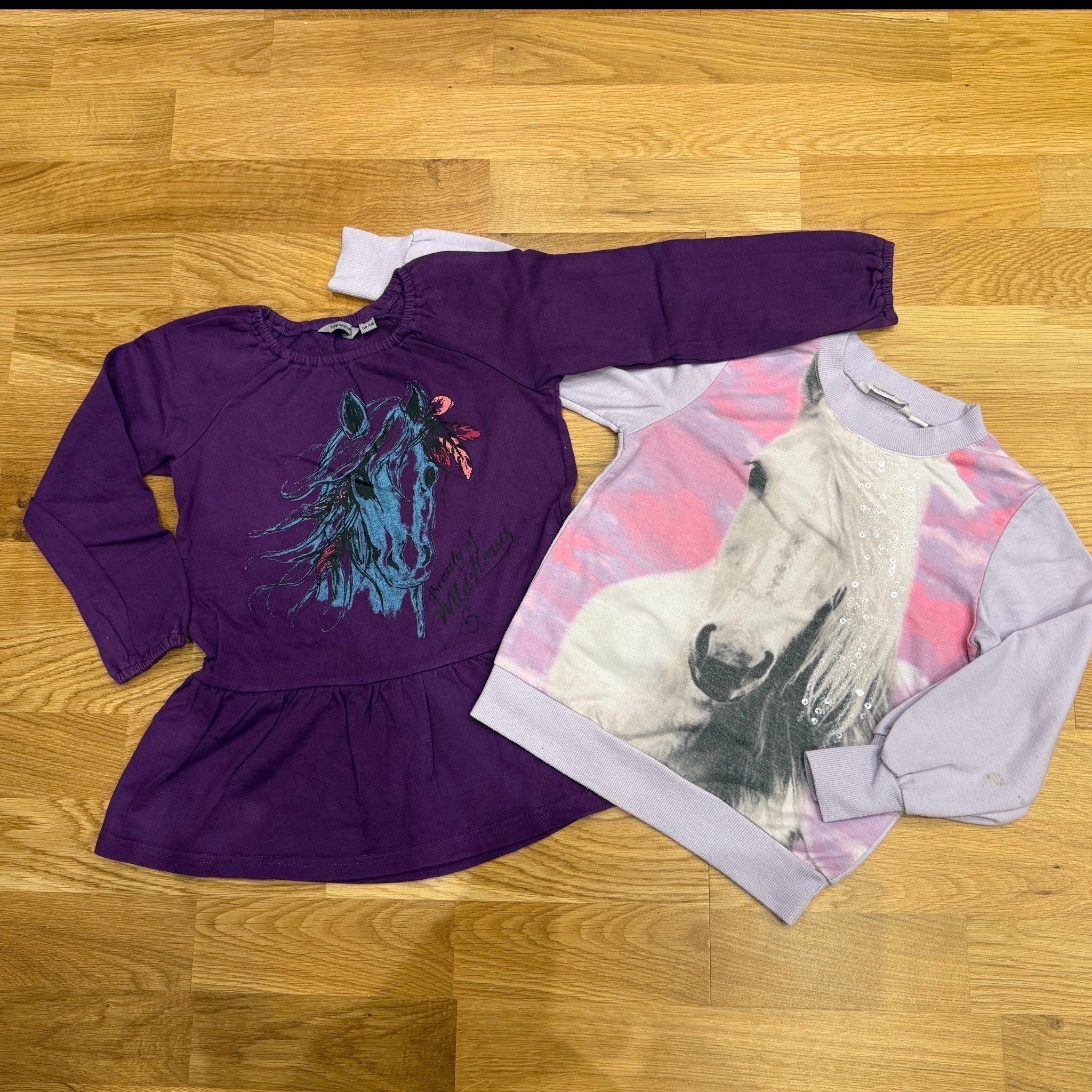 Se produkter som liknar Strl 110/116 - 2 st överdelar.. på Tradera ...