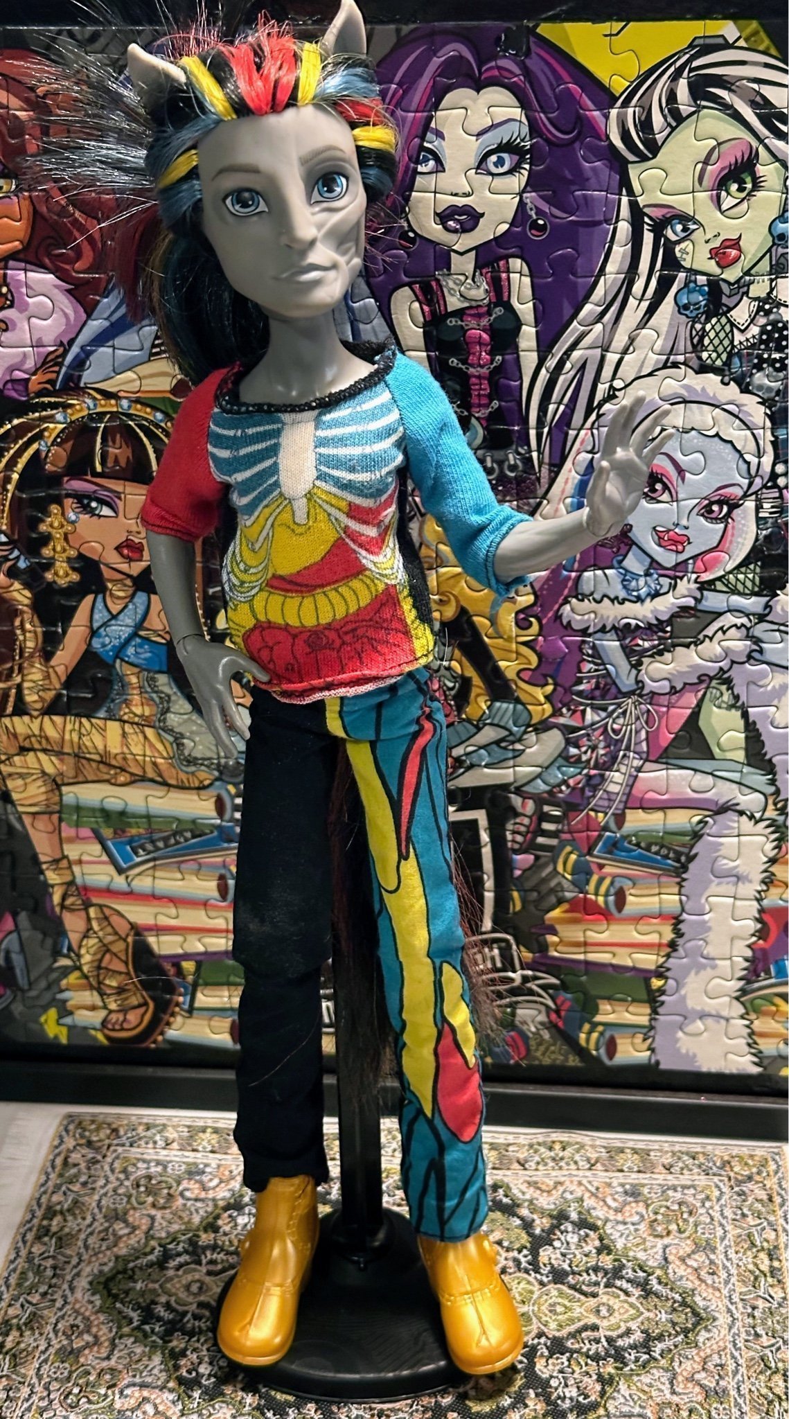 Se produkter som liknar Neighthan Rot Monster High-14 på Tradera ...