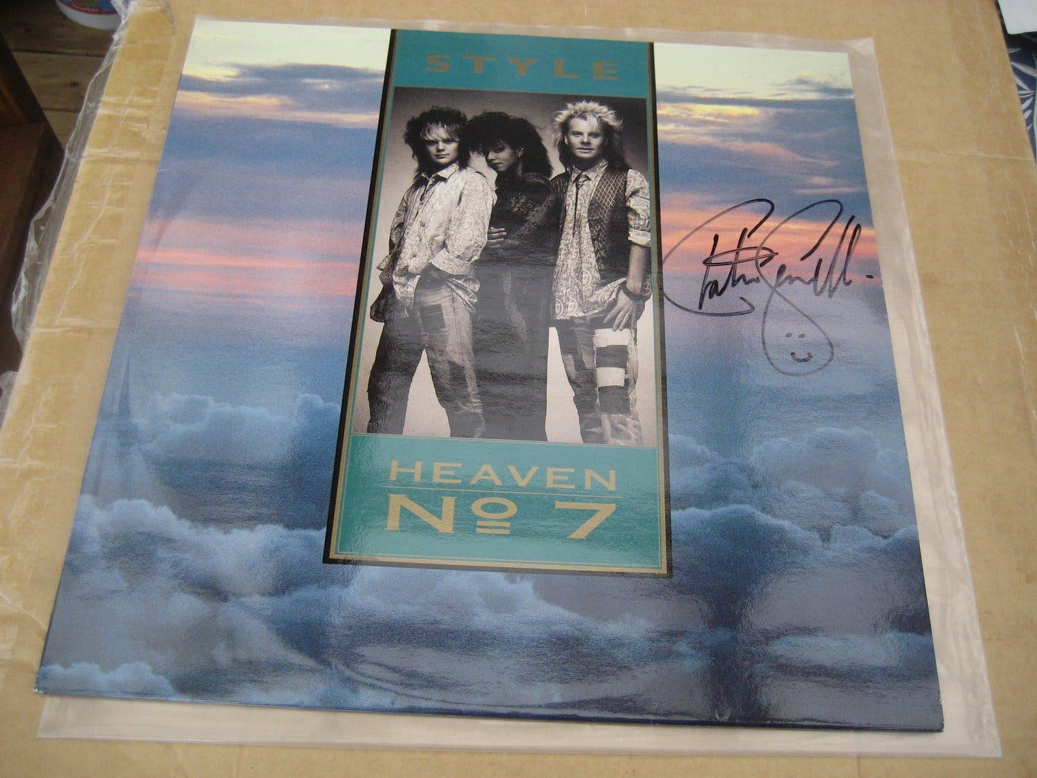 Style - Heaven No 7 - Signerad med Autografer | Köp på Tradera (656798094)