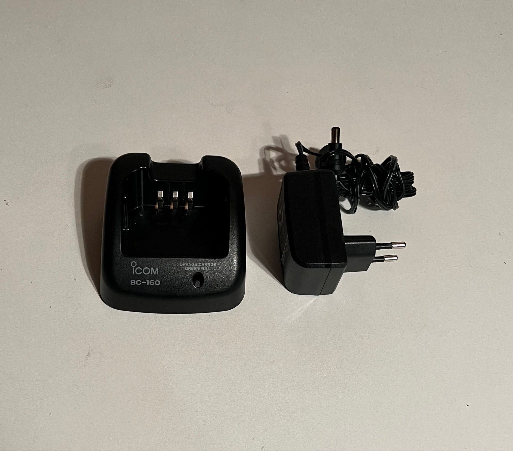 Icom Laddare BC 160 med Nätadapter BC-123SE 230.. | Köp på Tradera ...