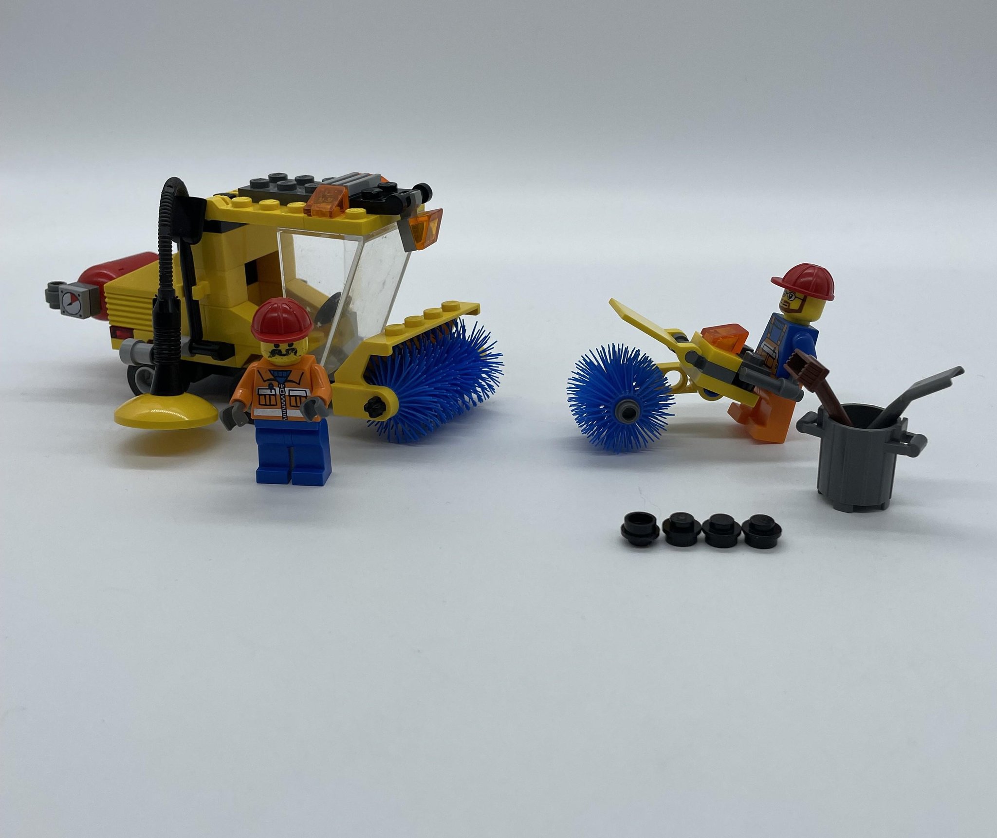 Se produkter som liknar LEGO 5620 Street Cleaner 7242.. på Tradera ...