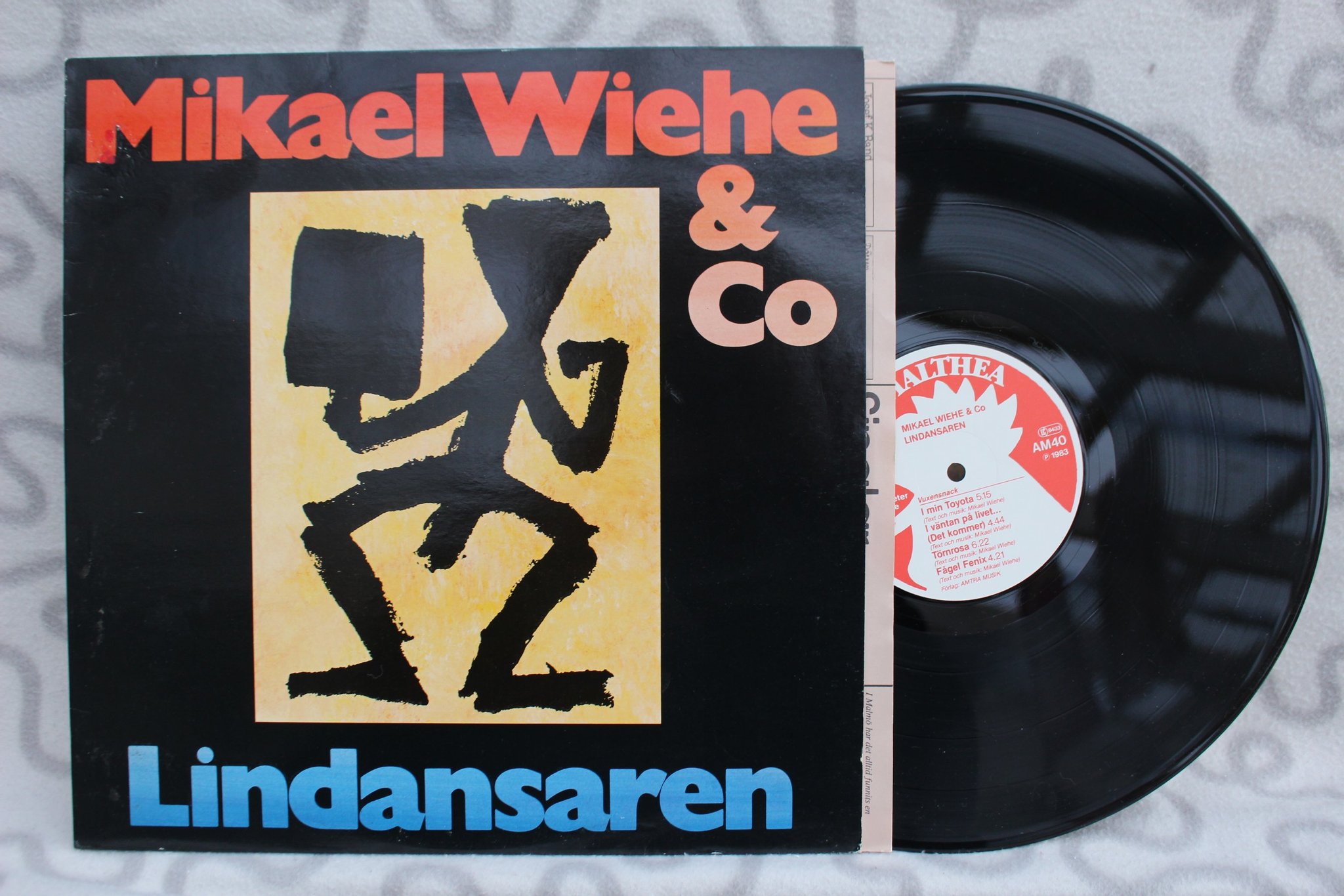 Se produkter som liknar LP, vinyl, Mikael Wiehe, 1983 på Tradera ...