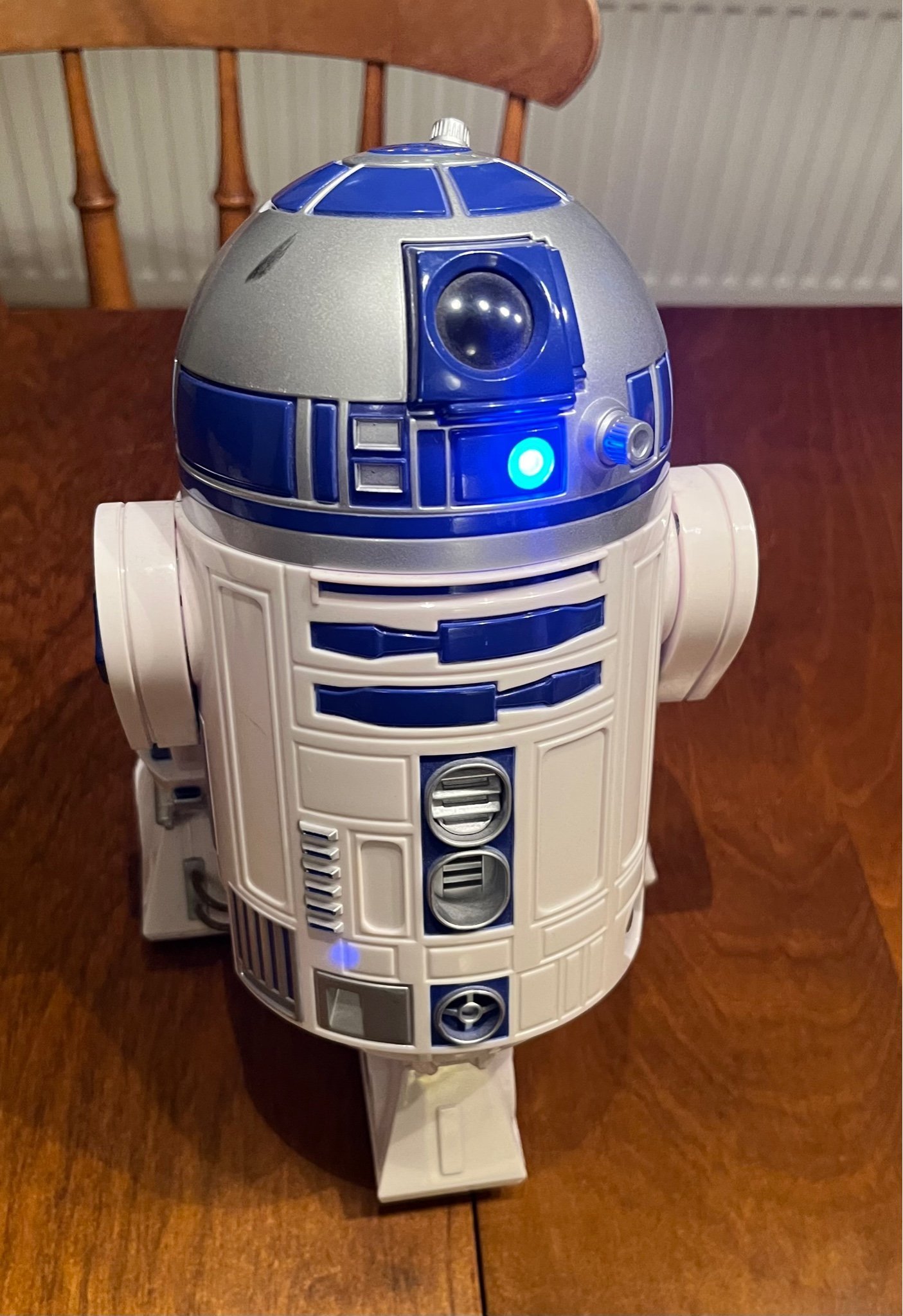 Star Wars R2-D2 Robot | Köp på Tradera (710739681)