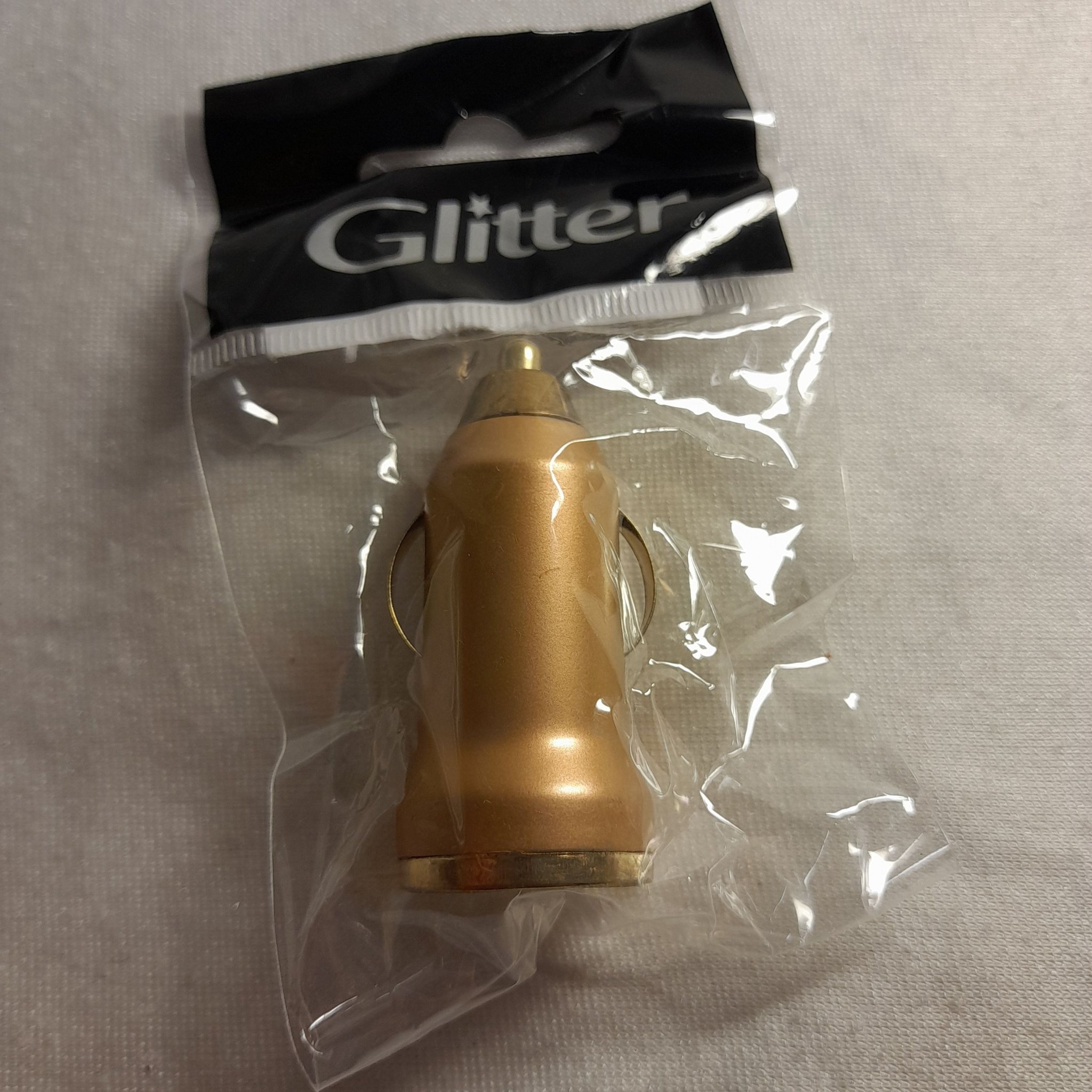 Oanvänd laddare bil / mobiltelefon | Köp på Tradera (676701876)