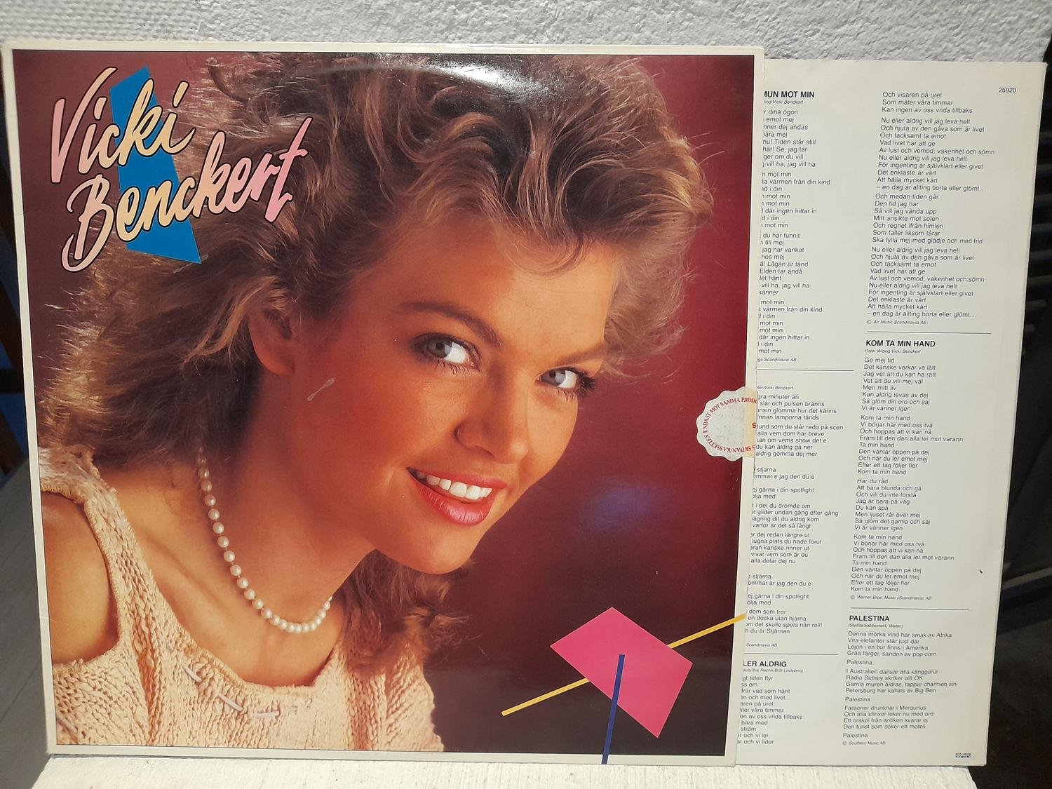 Vicki Benckert - Vicki Bencke.. | Köp från SävarRecords på Tradera ...
