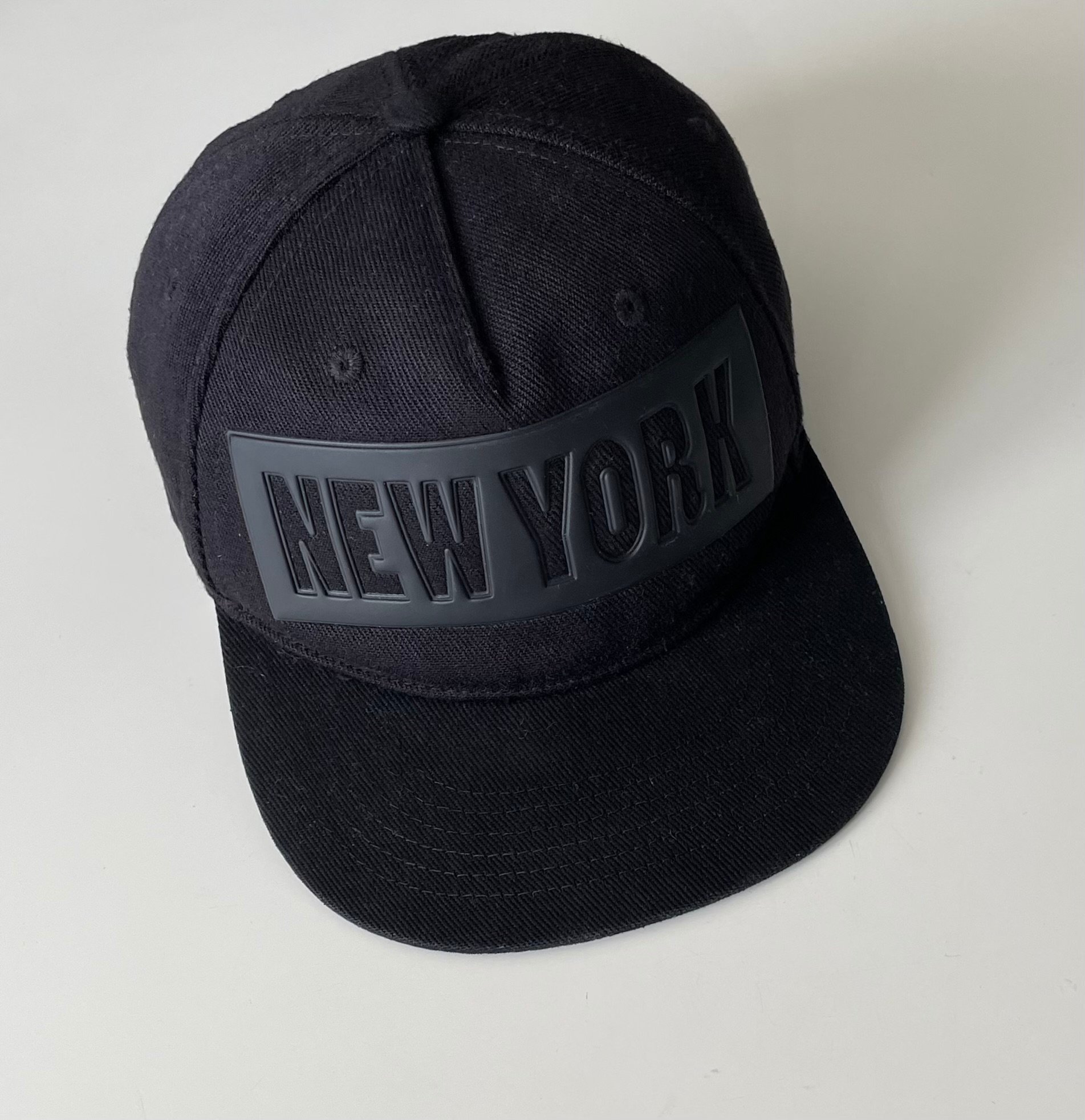 Snygg svart keps med text på/New York/från Kapp.. | Köp på Tradera ...