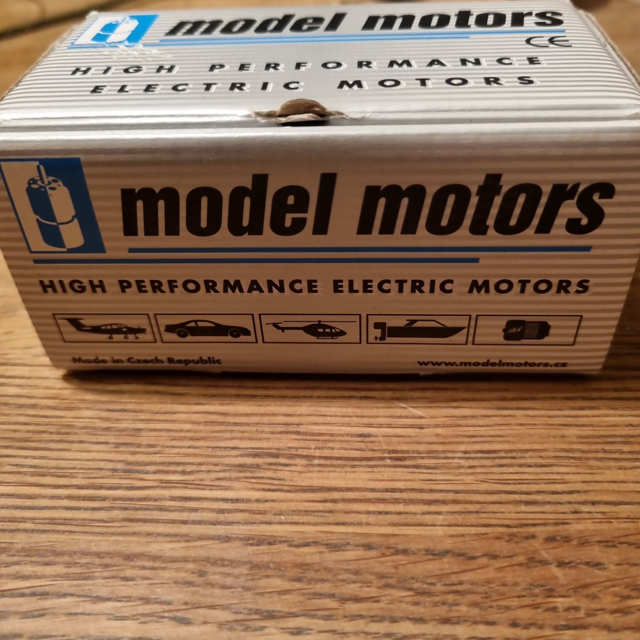 AXI 2820/10 GOLD LINE Brushless Motor | Köp på Tradera (713320440)