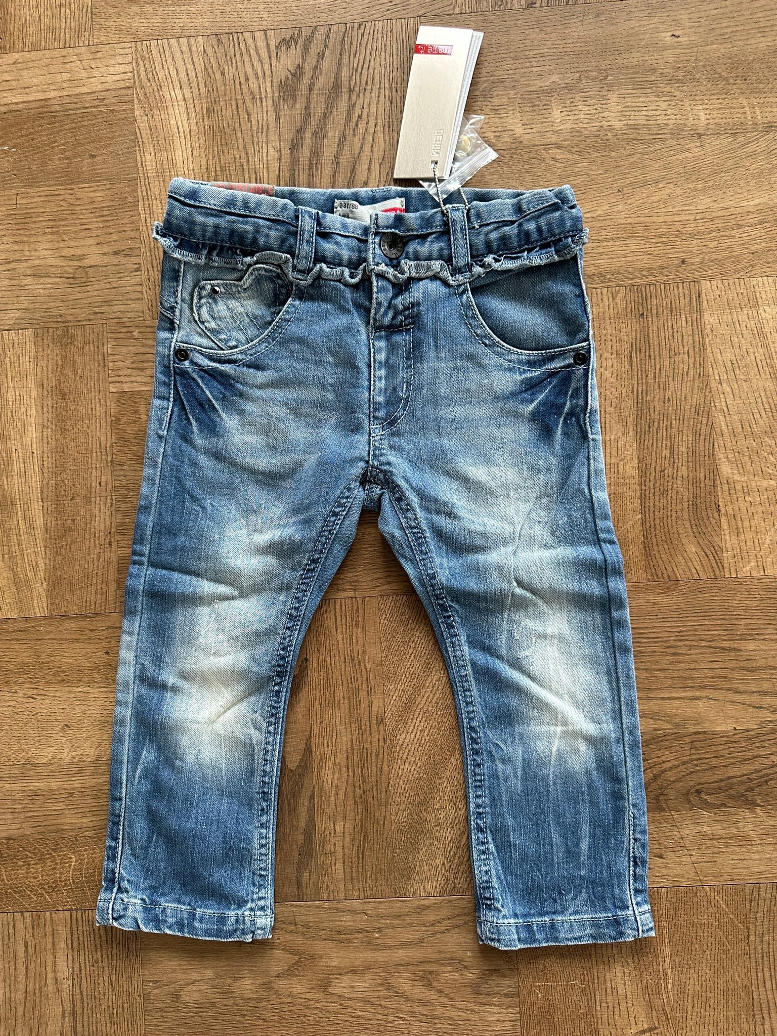 NYA! Name It jeans, blå, storlek 98, lapparna k.. | Köp på Tradera ...