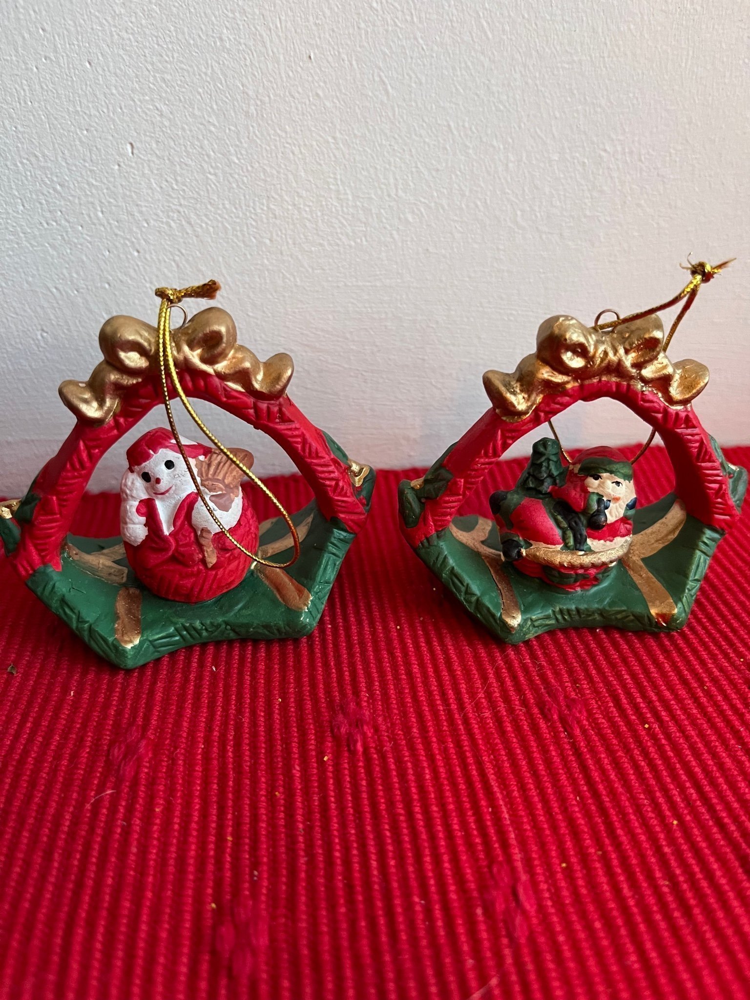 Julgranspynt/hängpynt - Tomtar i släde | Köp på Tradera (708870605)