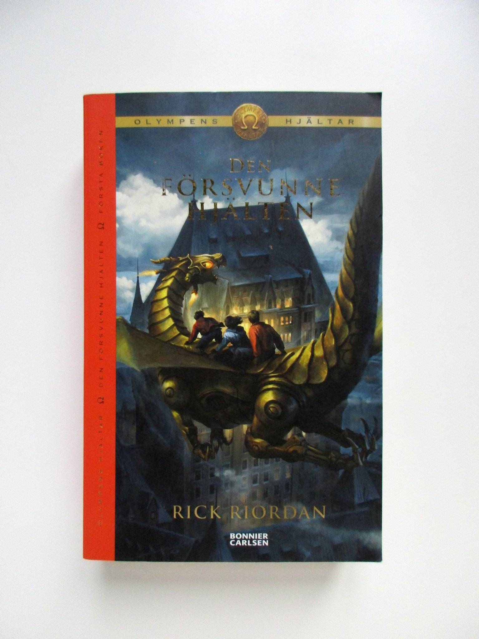 Se produkter som liknar Ny & oläst - Rick Riordan - O.. på Tradera ...