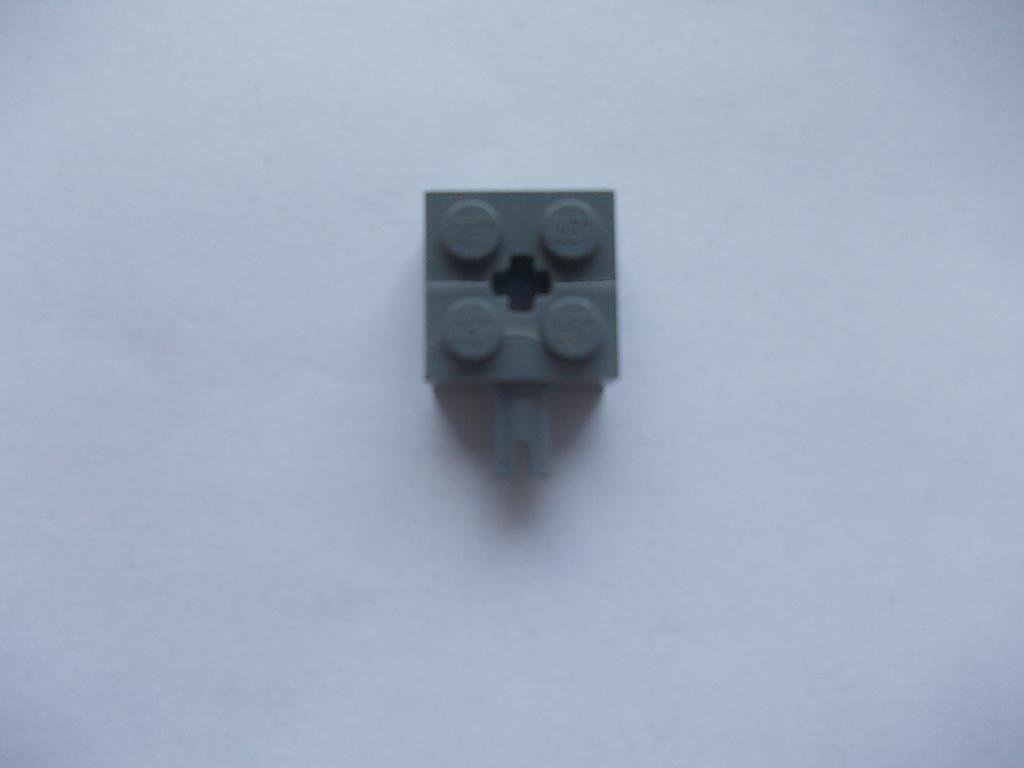 Lego Brick, Modified 2 x 2 with Pin and Axle Ho.. | Köp på Tradera ...