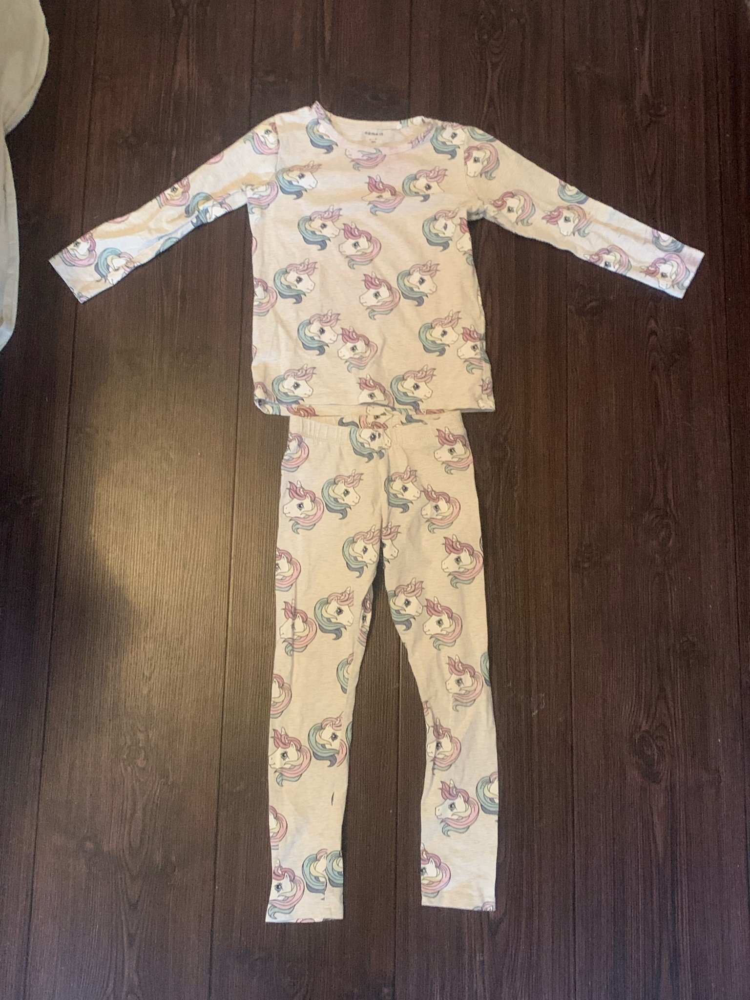 Name it set med enhörningar strl 98 | Köp på Tradera (701281630)