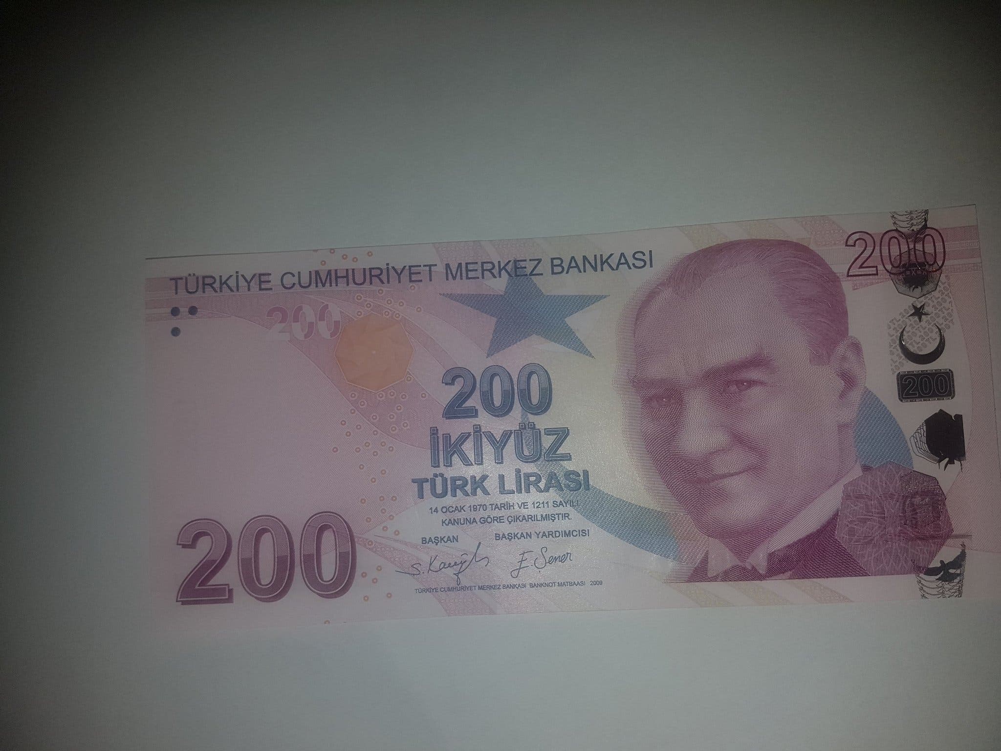 Se produkter som liknar Turkisk Sedel - 200 Lira på Tradera (665763208)