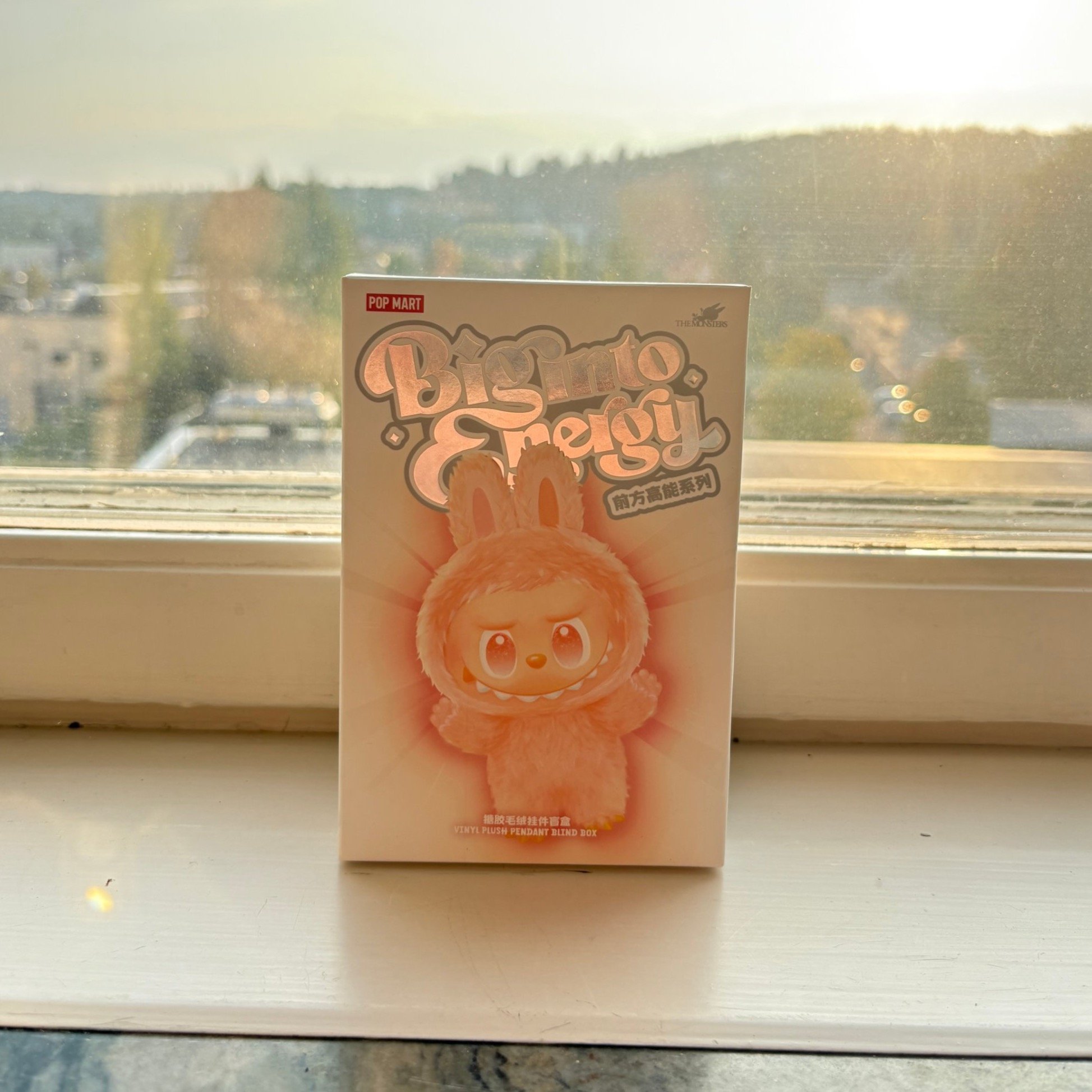 PopMart Labubu The Monsters Big Into Energy box.. | Köp på Tradera ...
