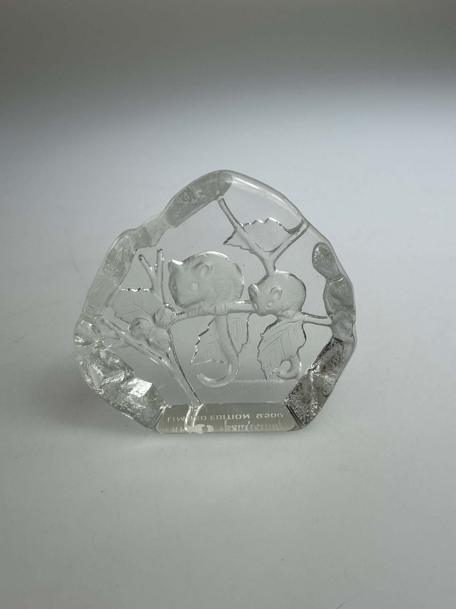 Glas Skulptur ” Möss ” WWF, Paul Is.. | Köp från Lestor på Tradera ...