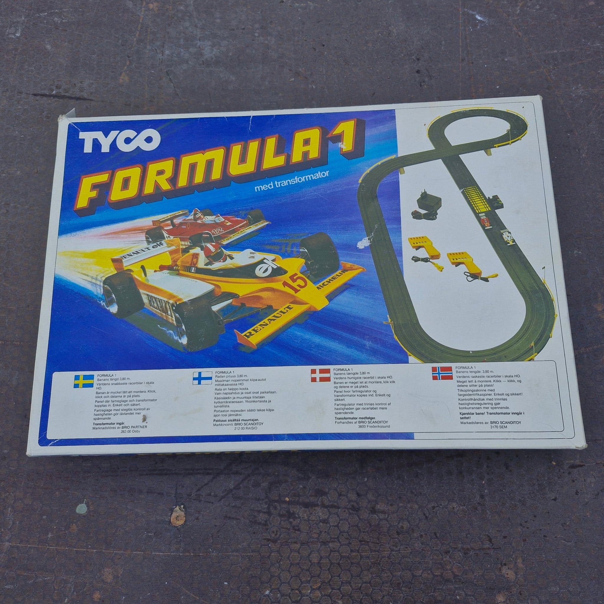 Se produkter som liknar Tyco Formula 1 på Tradera (694025931)