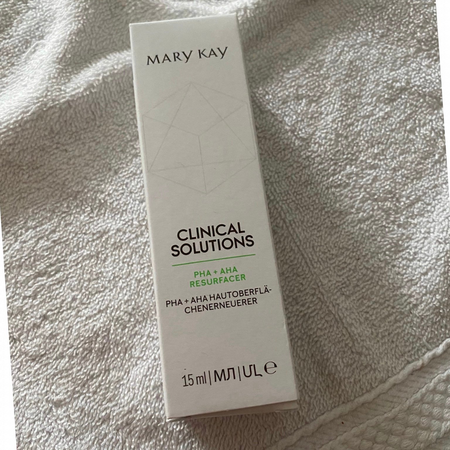 Mary Kay Clinical Solutions PHA + AHA Resurfacer | Köp på Tradera ... Mary Kay Clinical Solutions PHA + AHA Resurfacer | Köp på Tradera ...