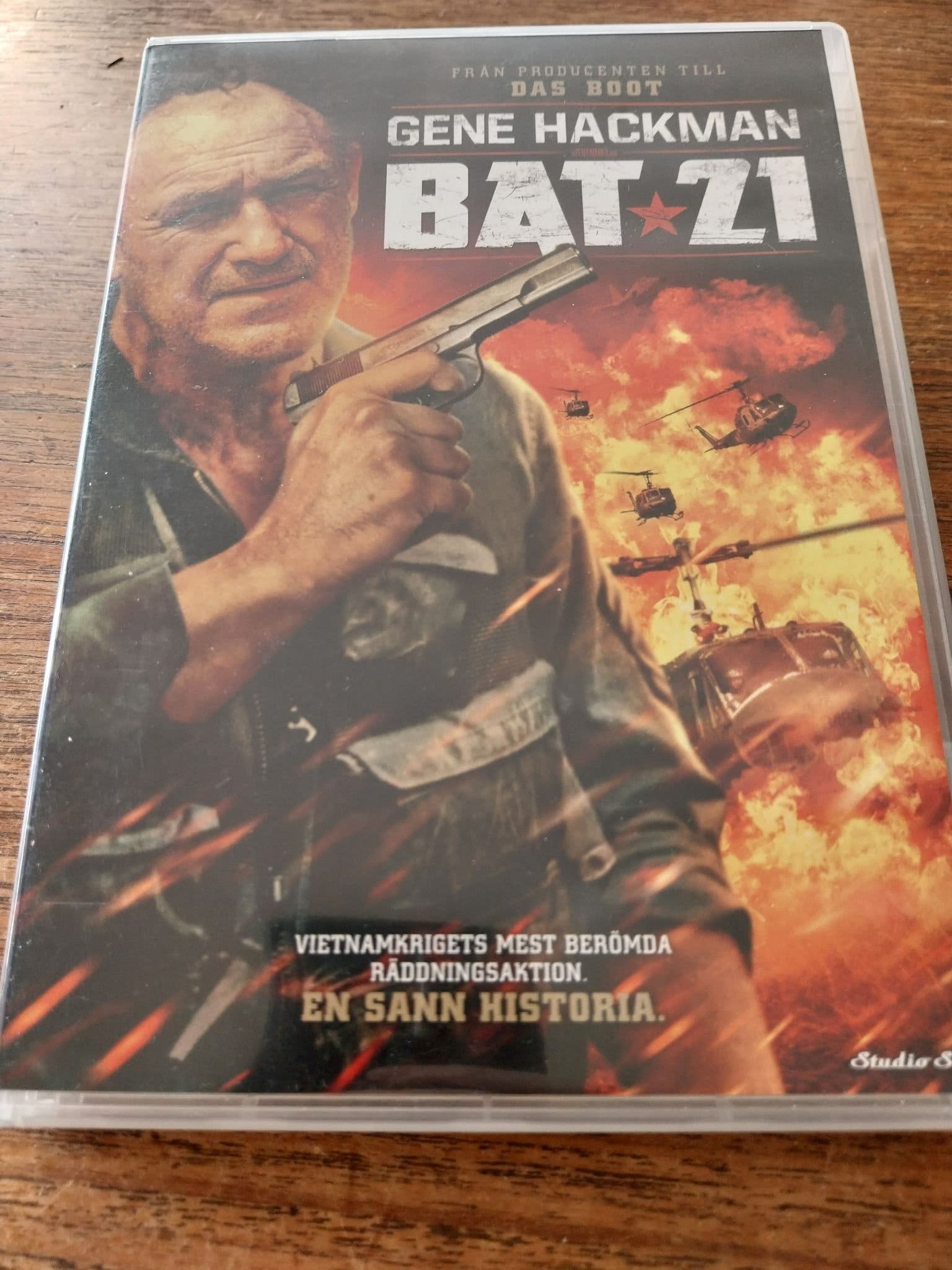 BAT 21-GENE HACKMAN, DANNY GLOVER-KLASSIKER-198.. | Köp på Tradera ...
