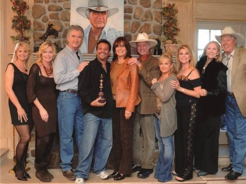 *DALLAS* TV SERIES *CAST* SOUTHFORK RANCH TEXAS.. | Köp på Tradera ...