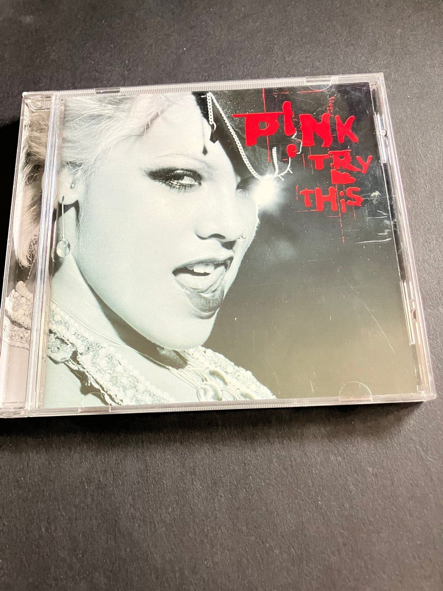 Se produkter som liknar P!nk - Try This CD Album på Tradera (698805069)