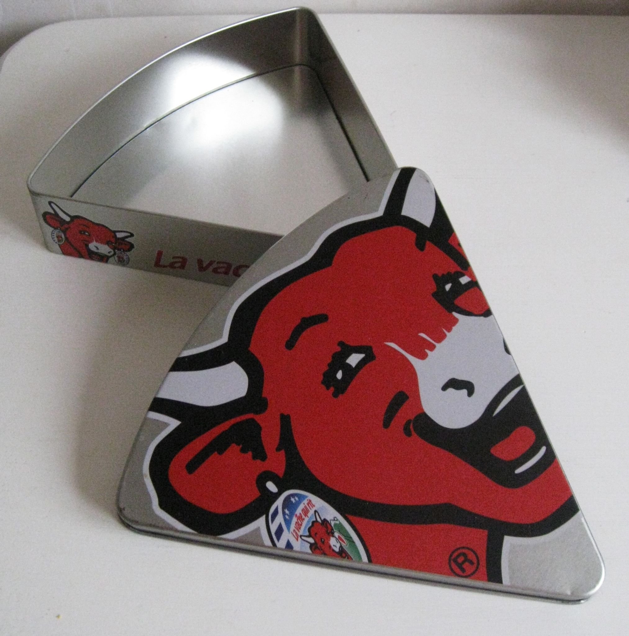 3-kantig burk / plåtburk / ostburk La vache qui.. | Köp på Tradera ...