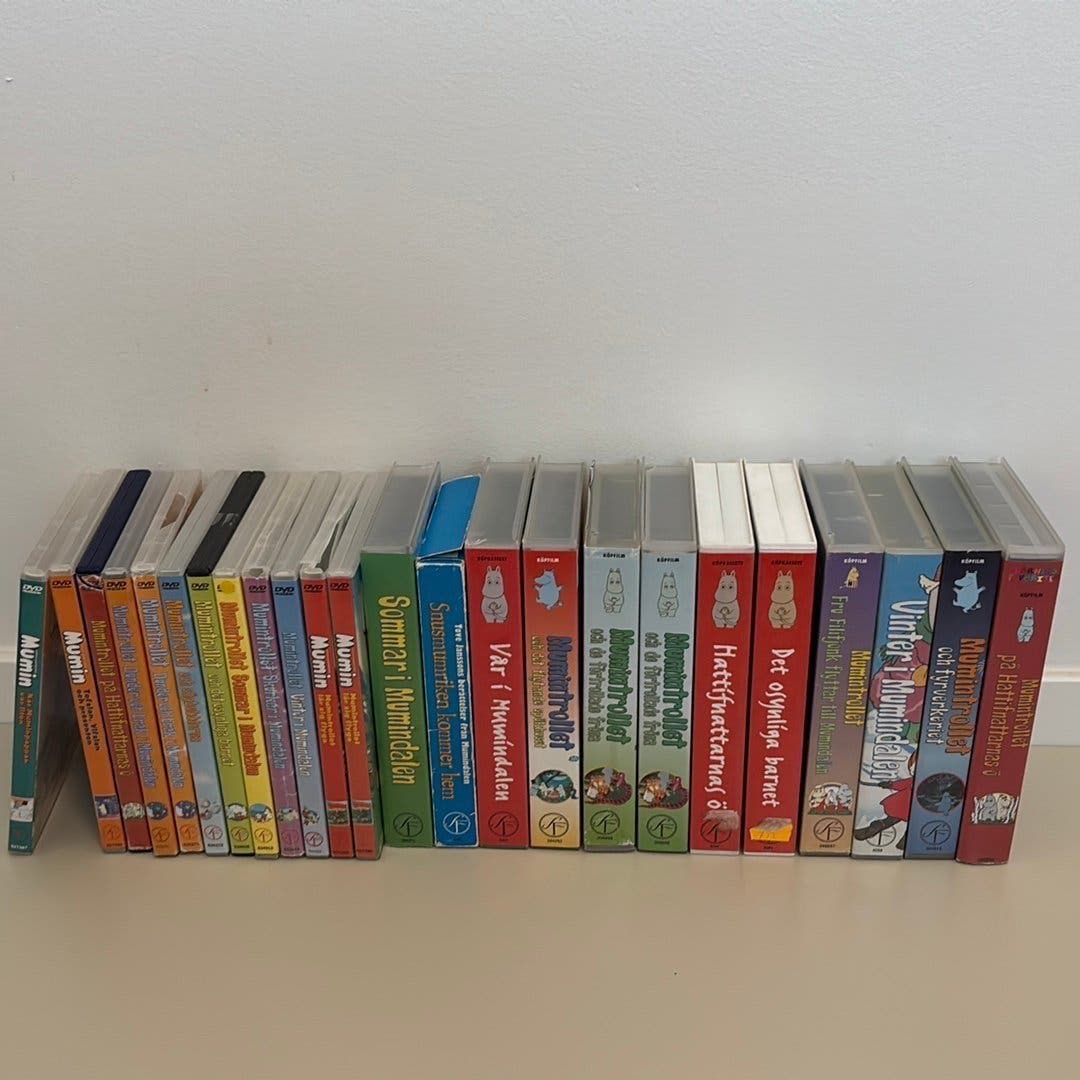 Se produkter som liknar Mumin VHS Samling i Mumindale.. på Tradera ...