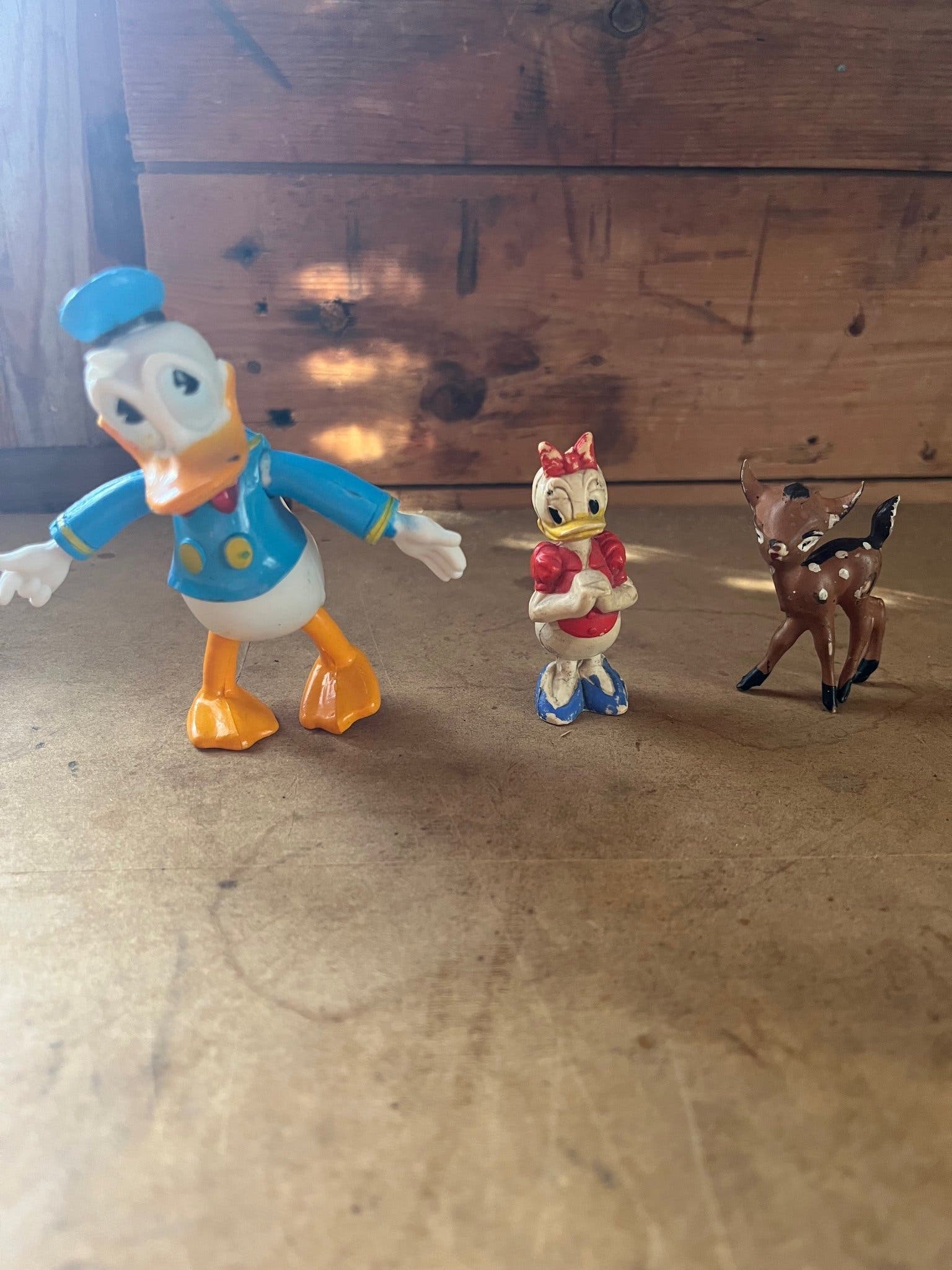 Disney Figurer - Kalle Anka, Kajsa Anka, Bambi | Köp på Tradera (701528056)