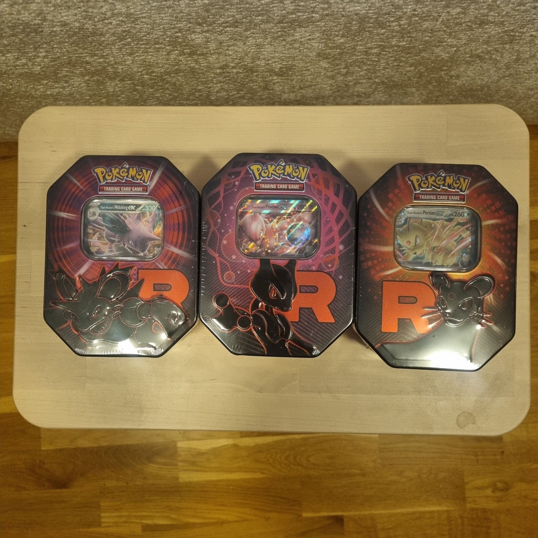 3 x Pokémon Team Rocket ex Tin | Köp på Tradera (709787475)