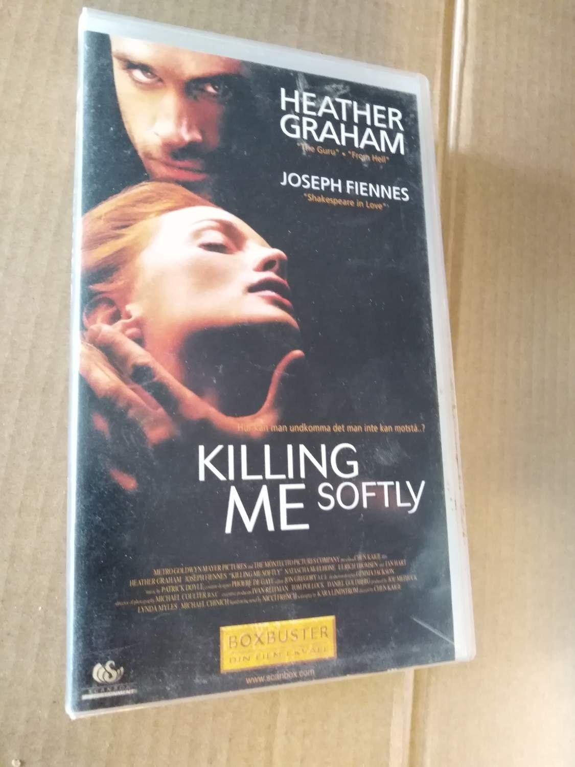 Se produkter som liknar Killing me softly Heather Gra.. på Tradera ...