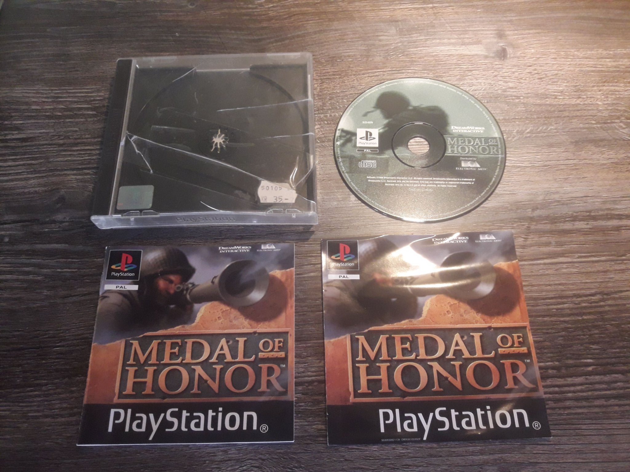 Medal Of Honor Ps1 Psone Pal Playstation Svensk 407829930 ᐈ Köp På Tradera