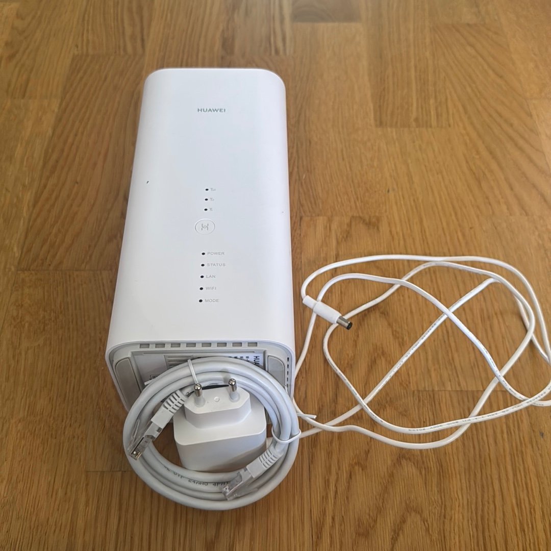 Se produkter som liknar Huawei B818-263 4G+ Router på Tradera (691269070)