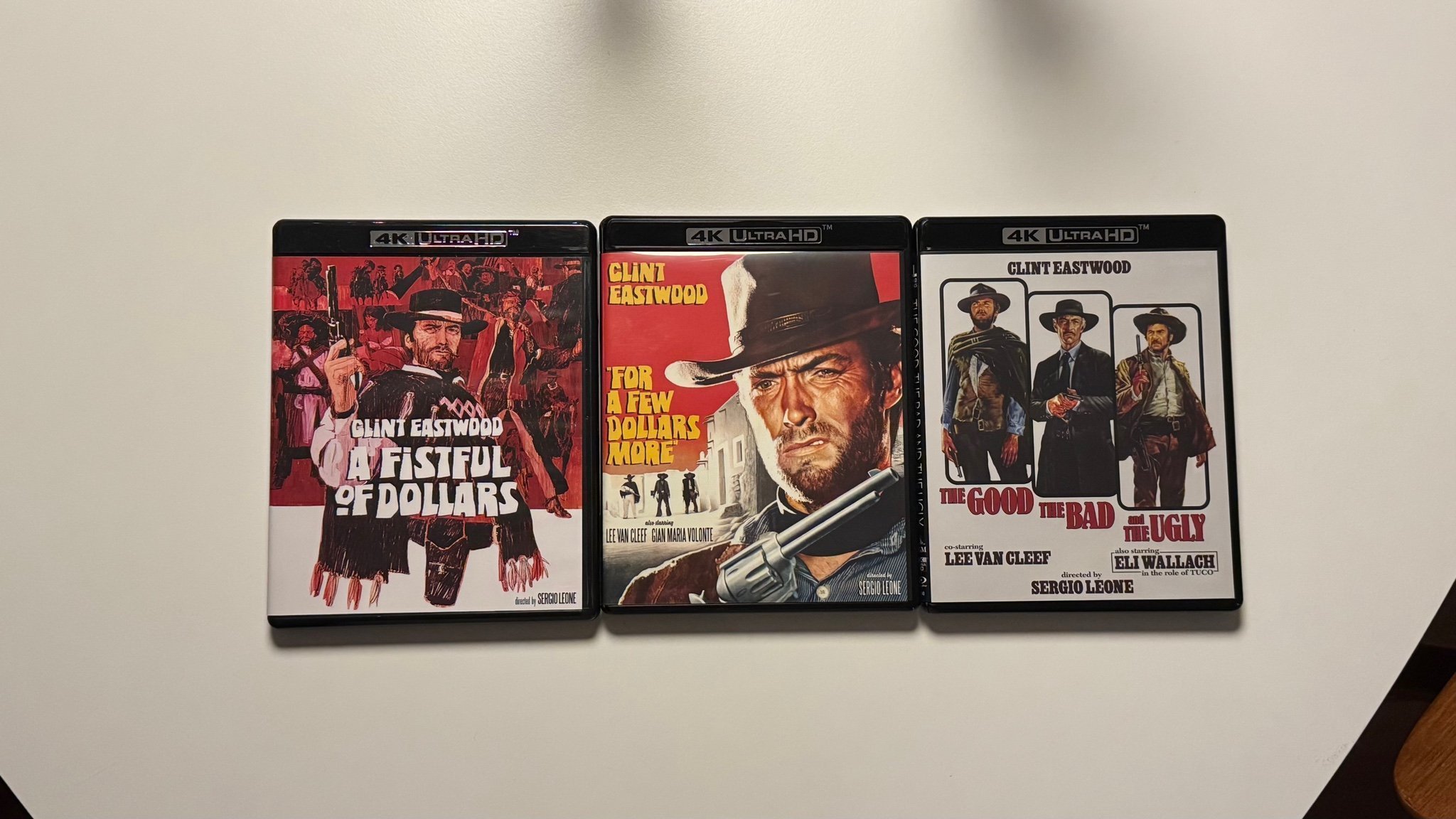 Se produkter som liknar The man with no name/ Dollar .. på Tradera ...