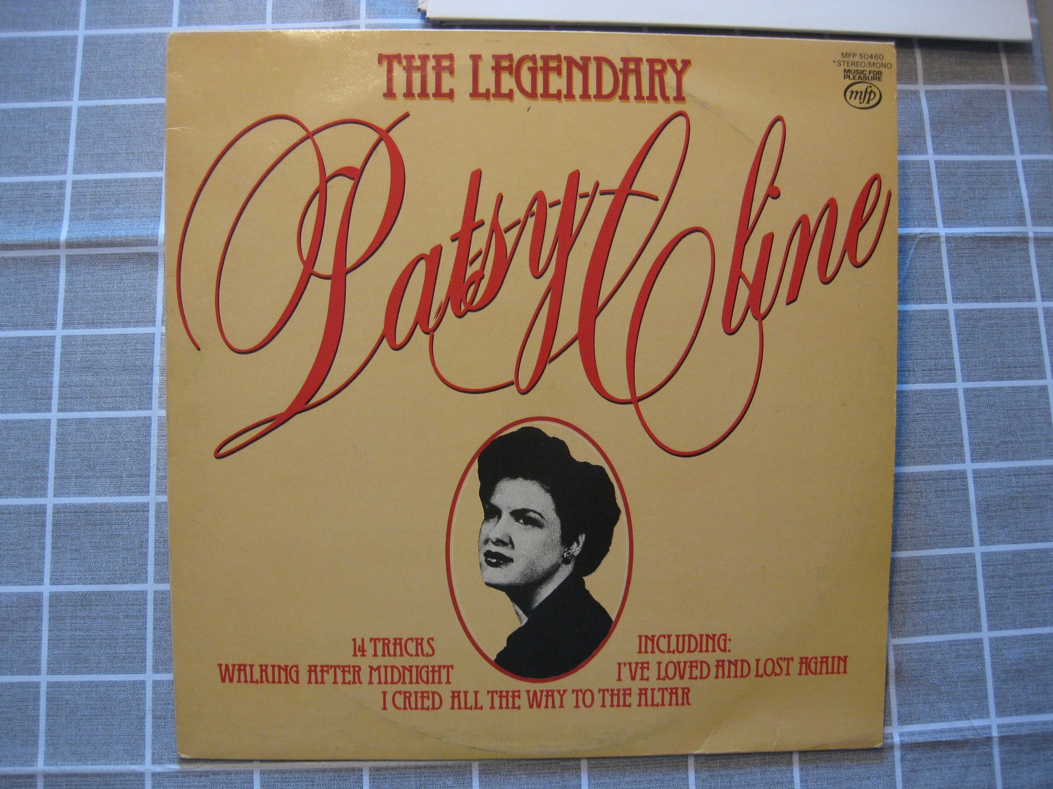 Se produkter som liknar The Legendary Patsy Cline - V.. på Tradera ...