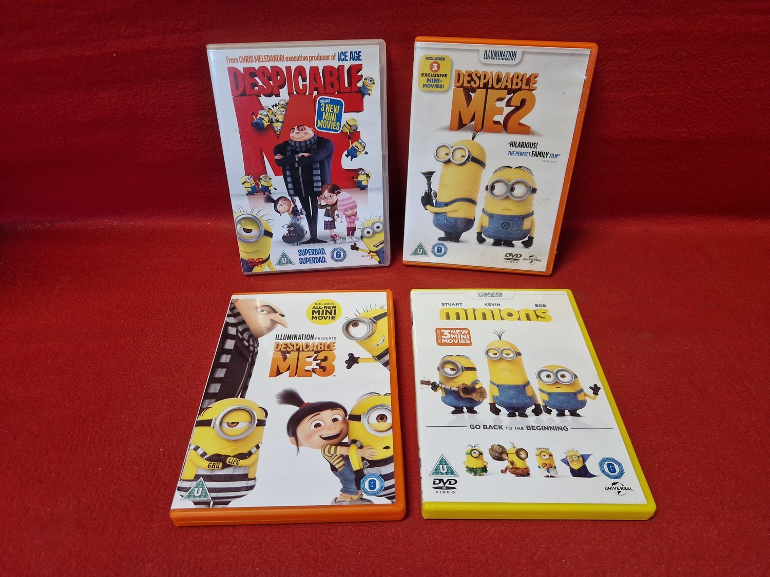 Se produkter som liknar DESPICABLE ME 1 - 3 + MINIONS.. på Tradera ...