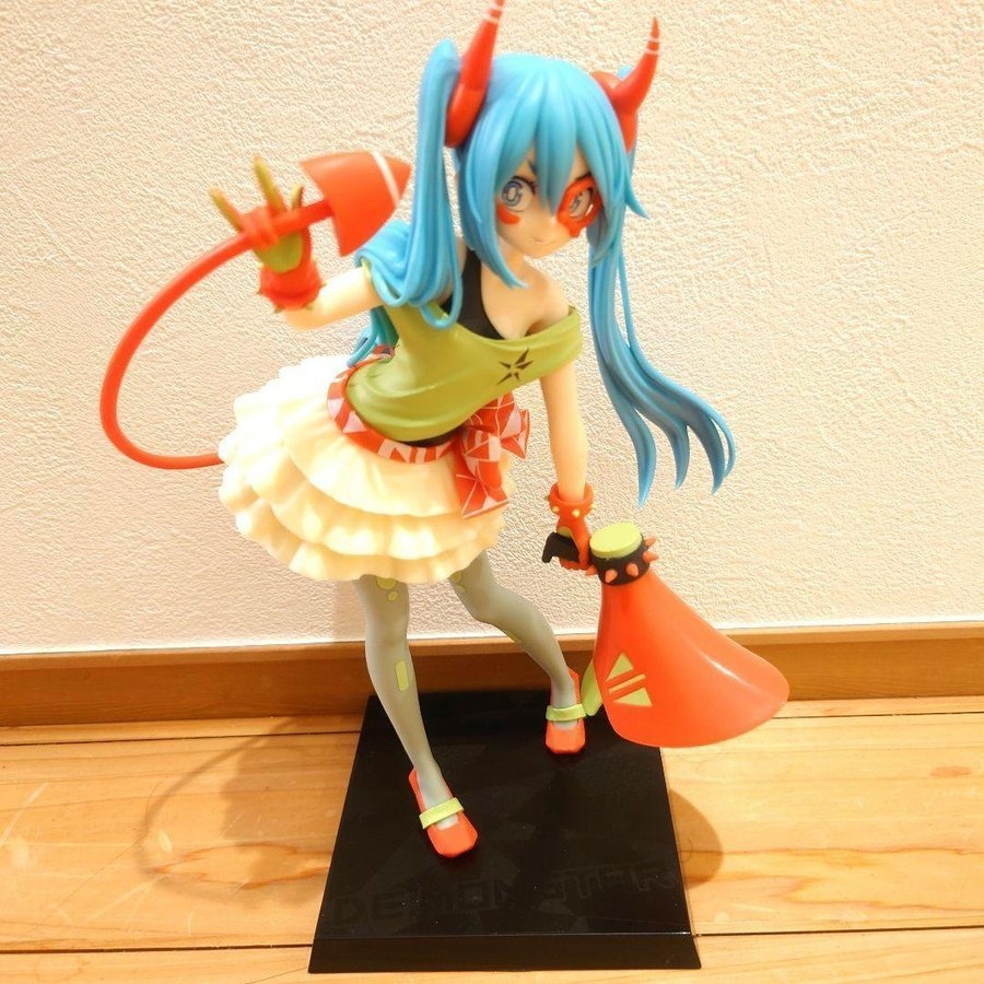 Hatsune Miku figure DE:MONSTART.R. / free shipp.. | Köp på Tradera ...