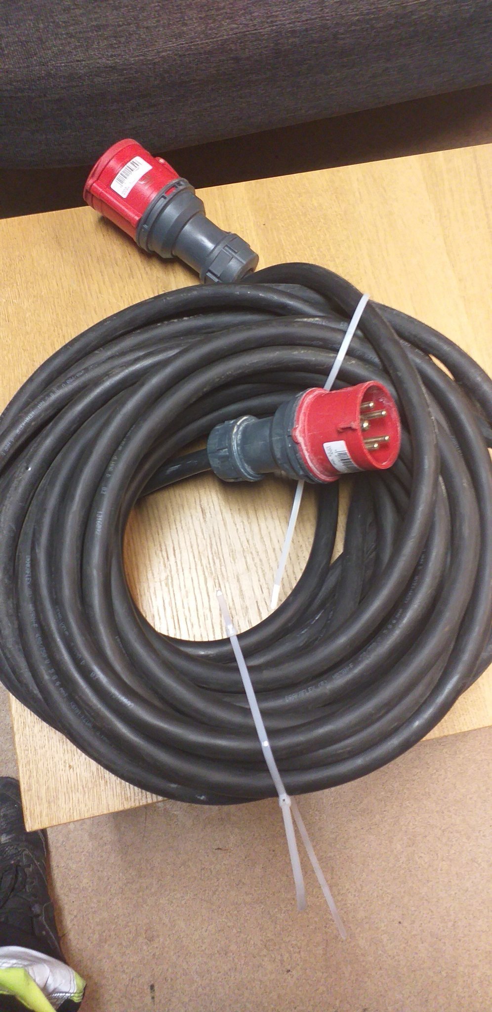 32A kabel (350702949) ᐈ Köp på Tradera