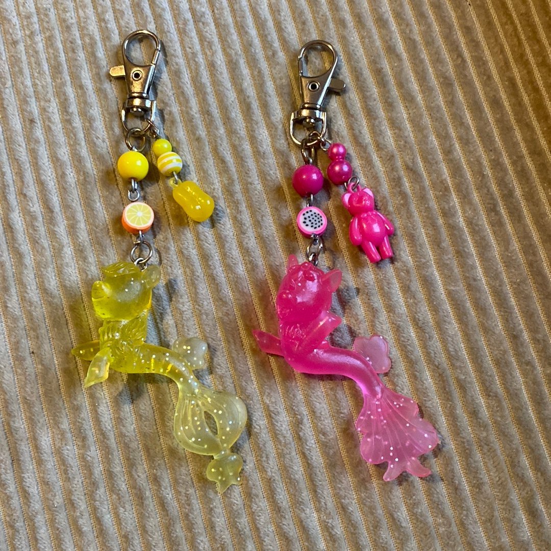 Två my little pony nyckelringar med Pinkie pie .. | Köp på Tradera ...