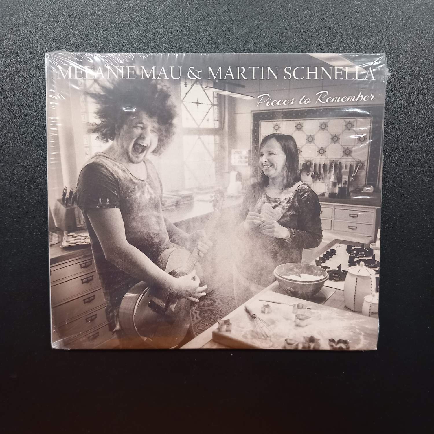 Melanie Mau & Martin Schnell.. | Köp från Nyabananamoon på Tradera ...