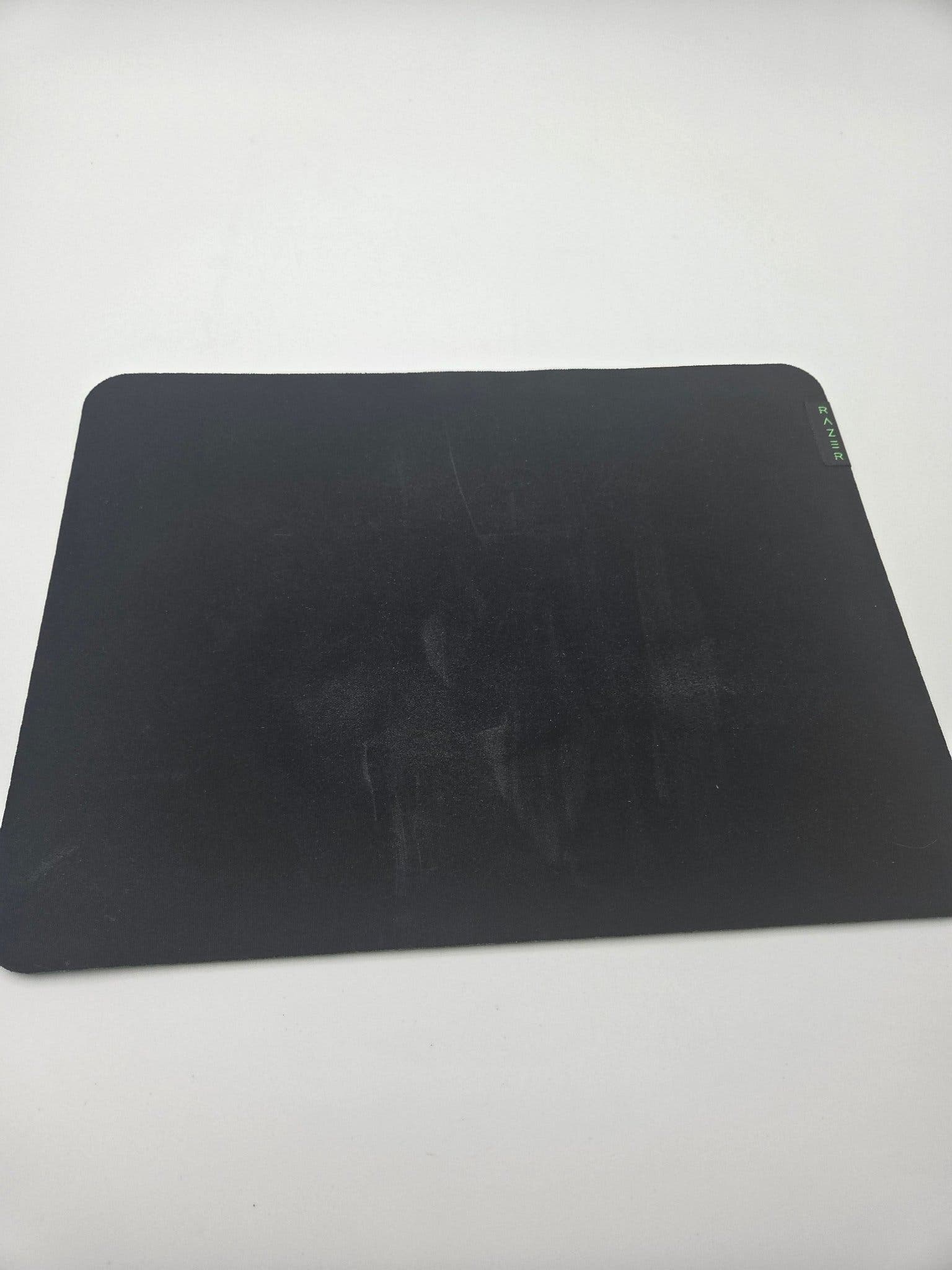 Razer Gigantus V2 Medium Musmatta | Köp från ShopCity på Tradera ...