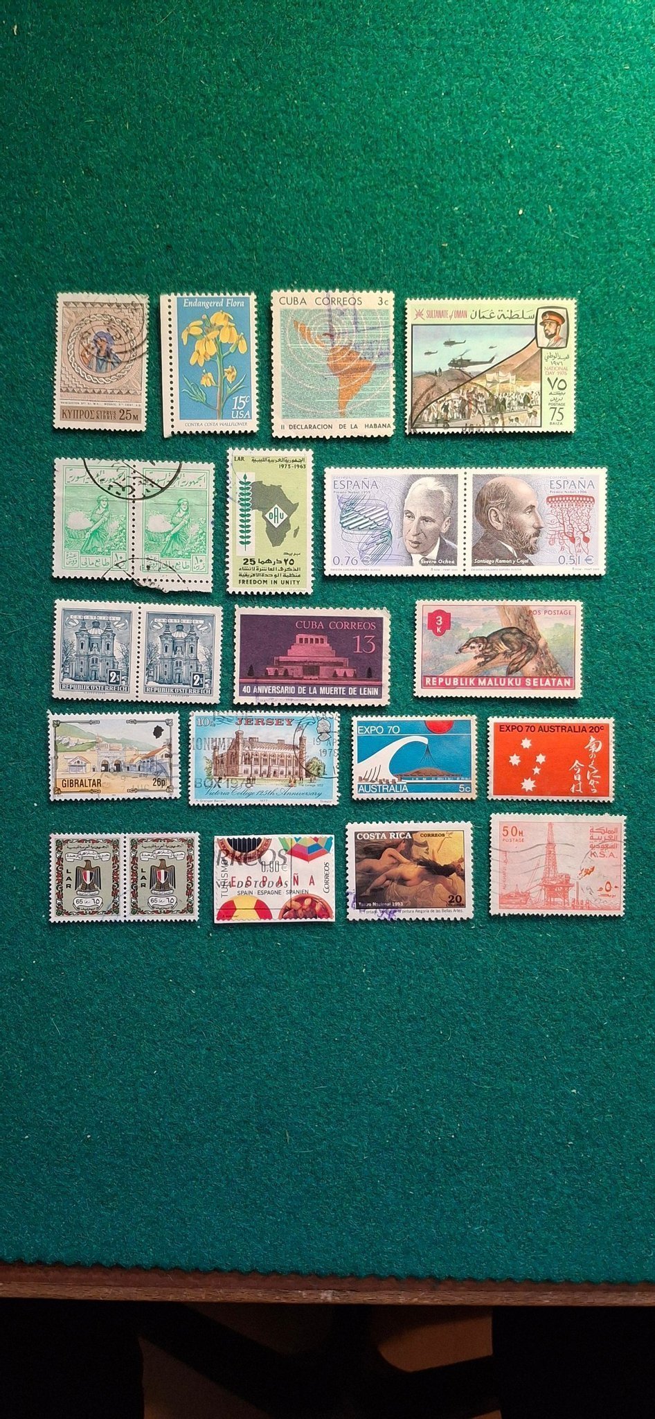 Liten samling hela världen | Köp på Tradera (702204972)