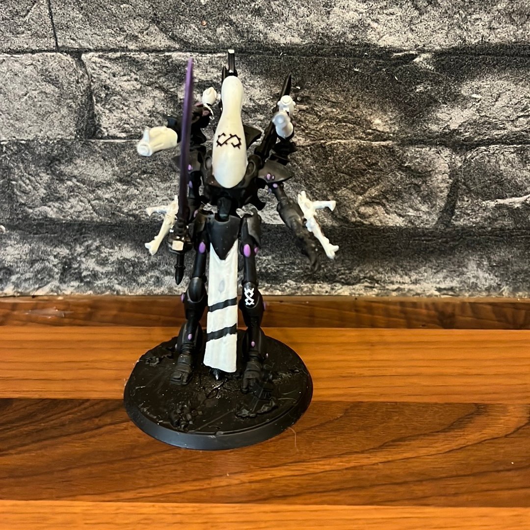 Se produkter som liknar Warhammer 40k Aeldari Wraiths.. på Tradera ...