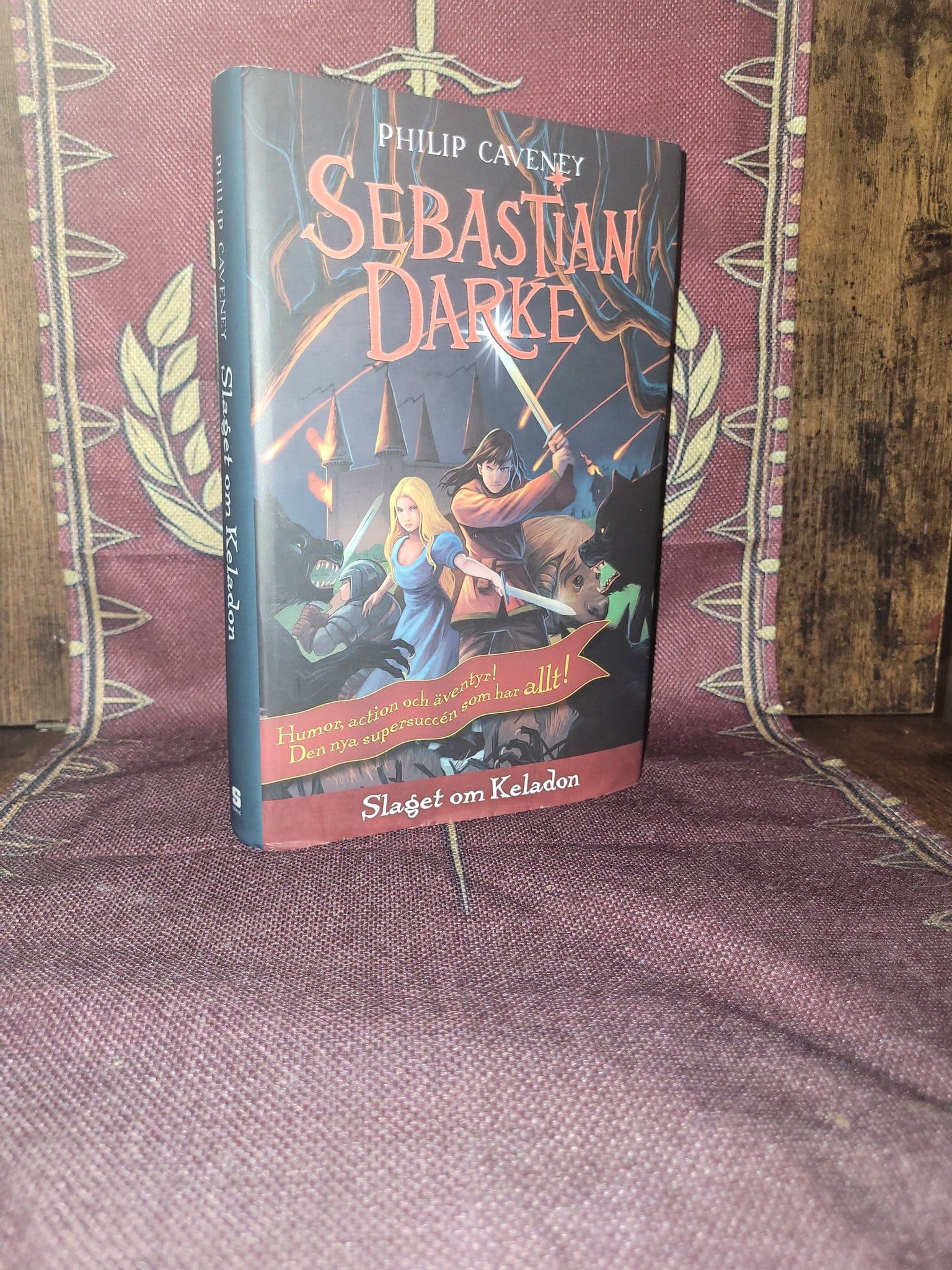 Se produkter som liknar Sebastian Darke: Slaget om Ke.. på Tradera ...